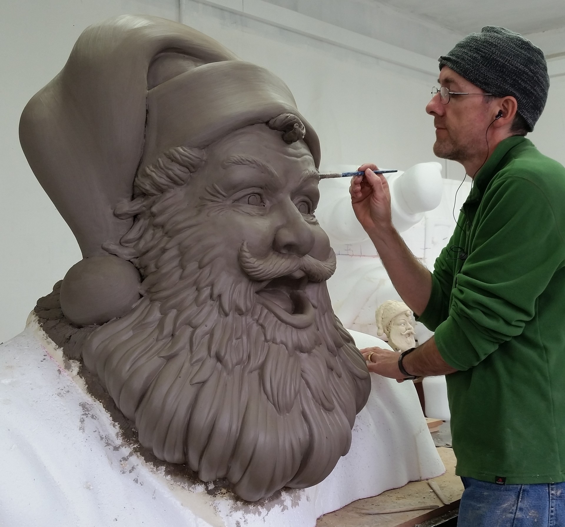 ArtStation - Sculpting a big Santa