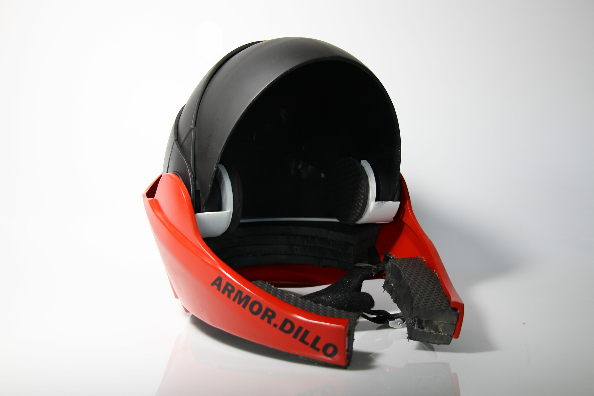 ArtStation - Physical Model of the Armor-Dillo Crash Helmet