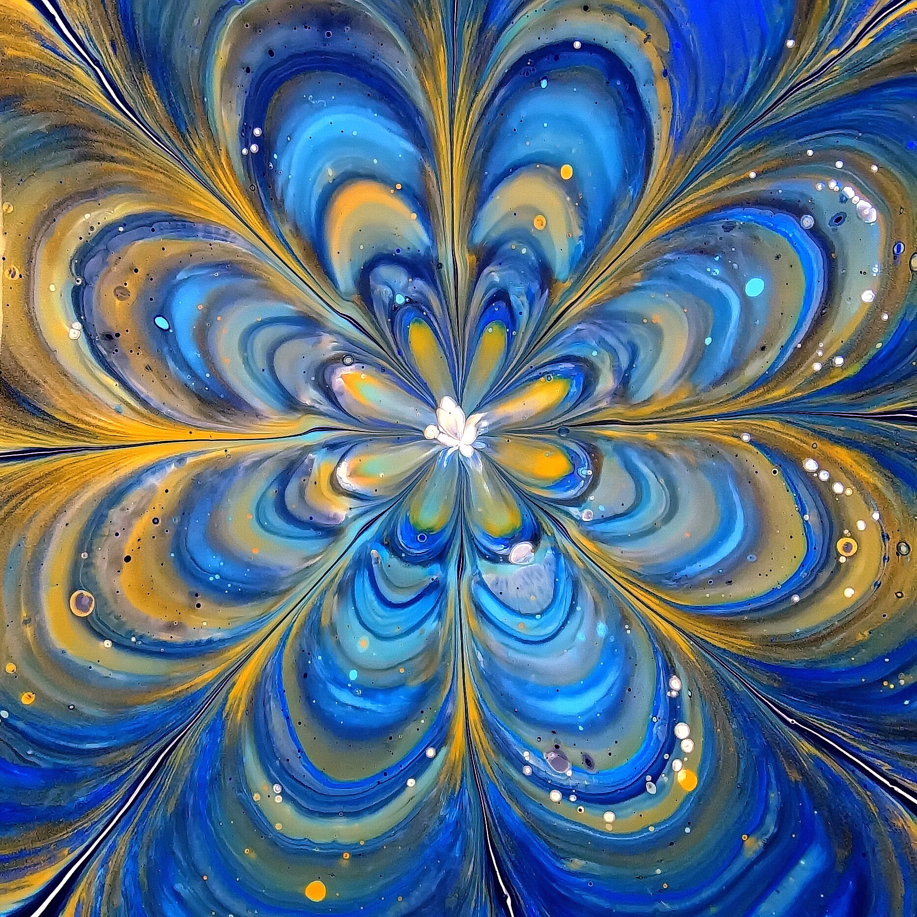 Fiona Art - Beautiful SPINNING FLOWER ~ Open cup technique ~ Acrylic ...