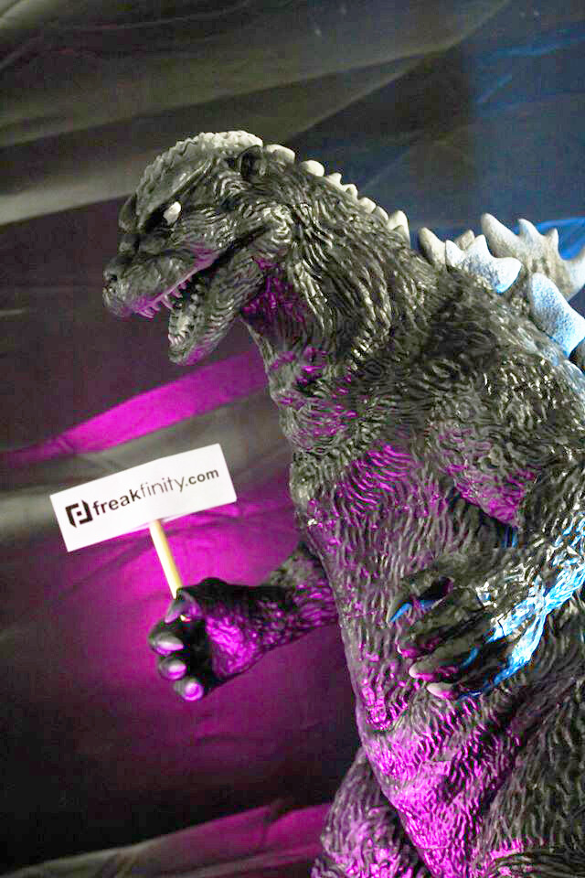 ArtStation - 3D Printing a large Godzilla on a tiny 3D printer.