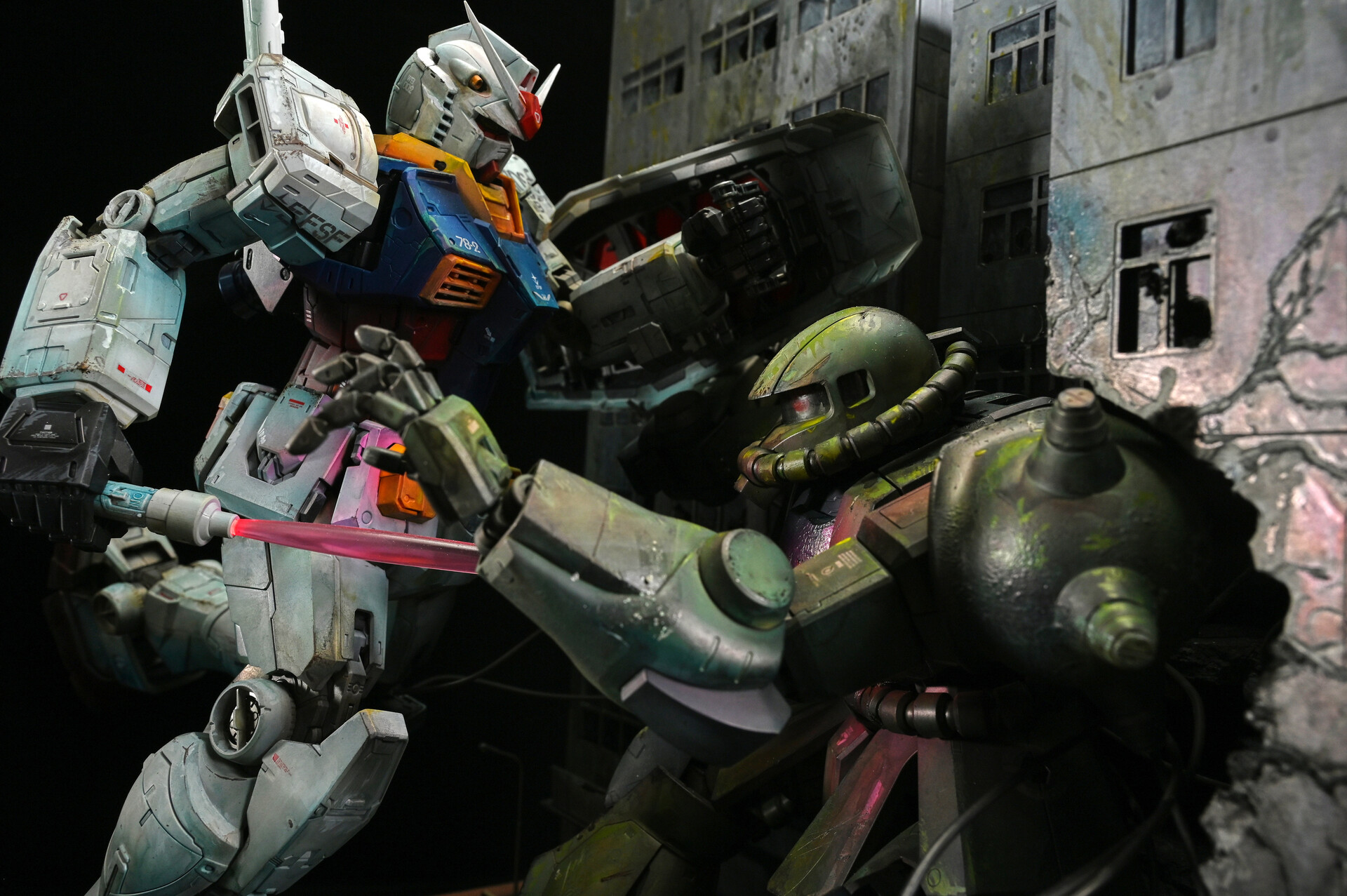 ArtStation - Gundam vs Zaku Decisive Battle PG 1/60 by 塗裝製作 蟹佬