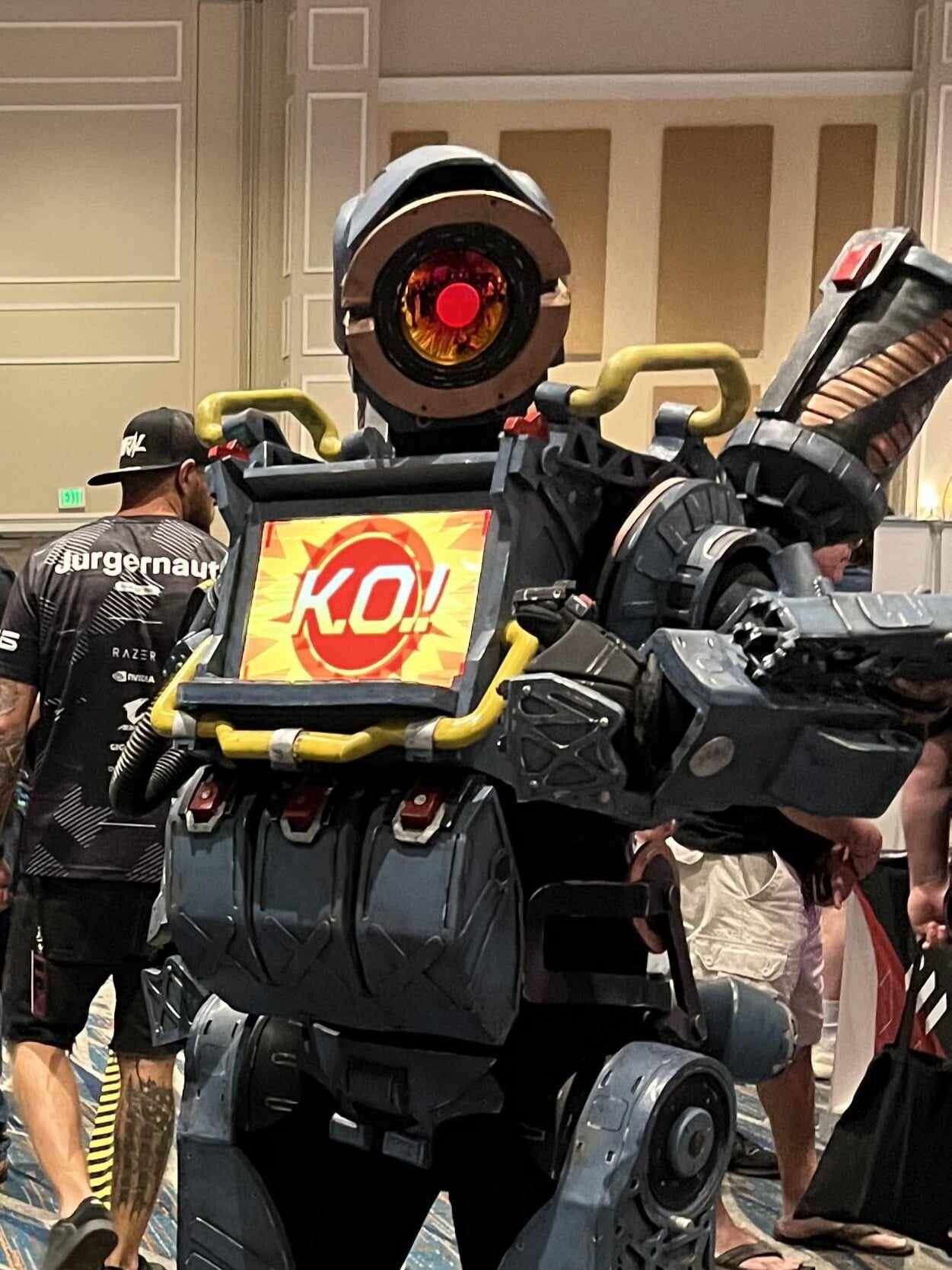 ArtStation - Apex Legends- Pathfinder Cosplay