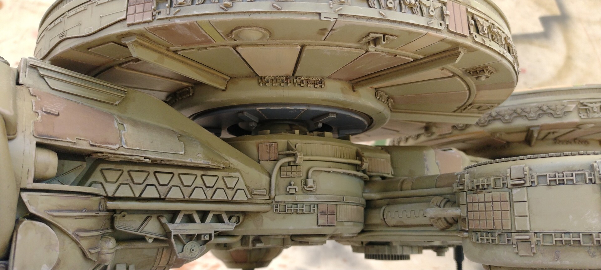 ArtStation - Fim Can Spaceship