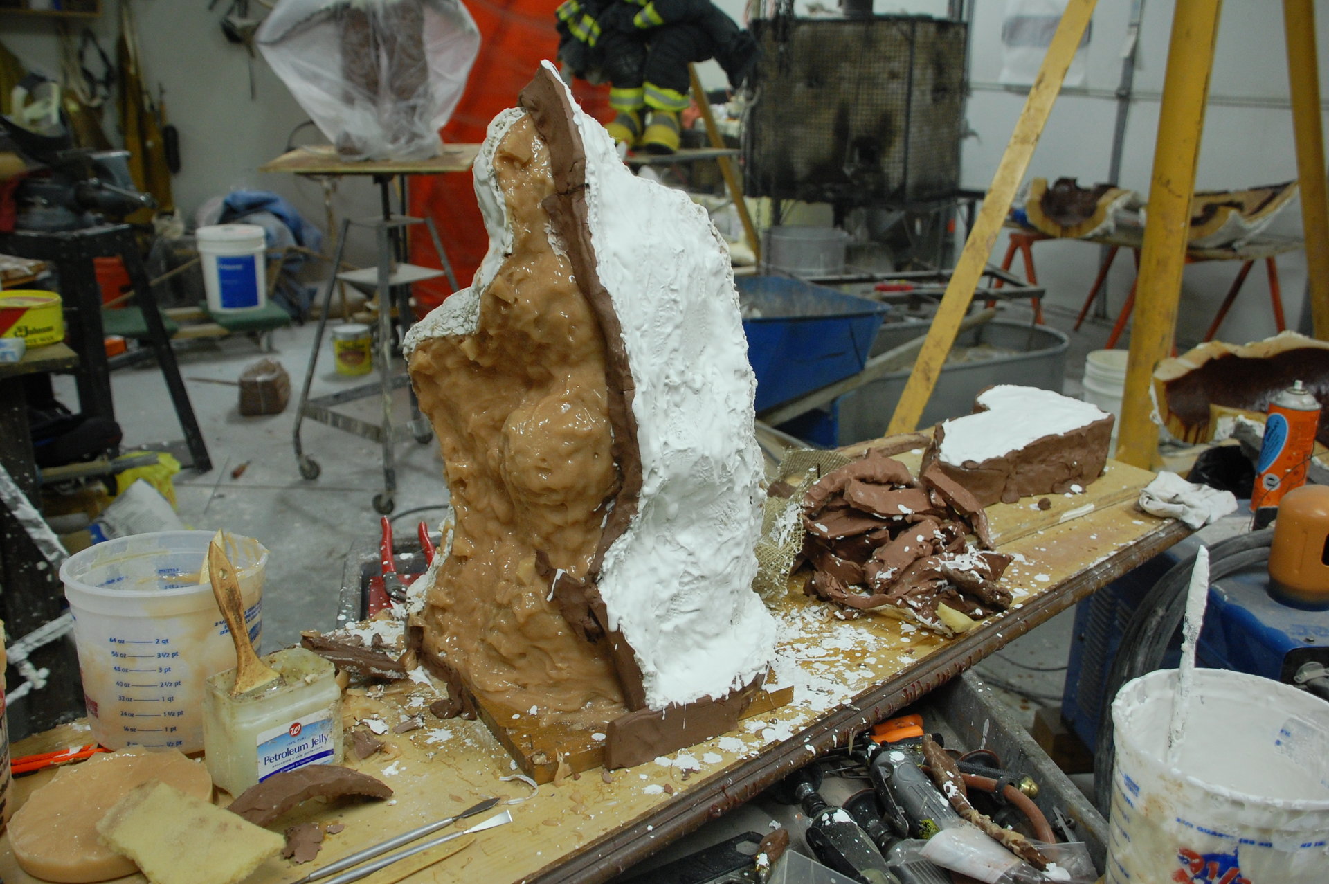 Daniel Peteuil - Sitting Man