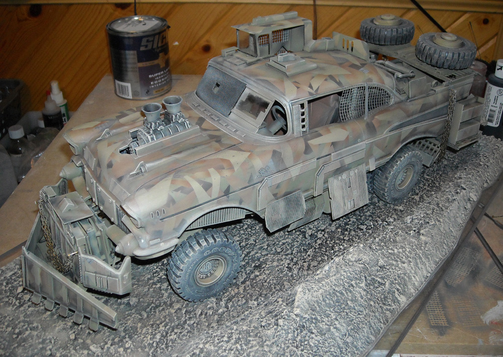 Robert LePine - Mad Max, Heavy CHEVY!!! 1/12 Kitbash!