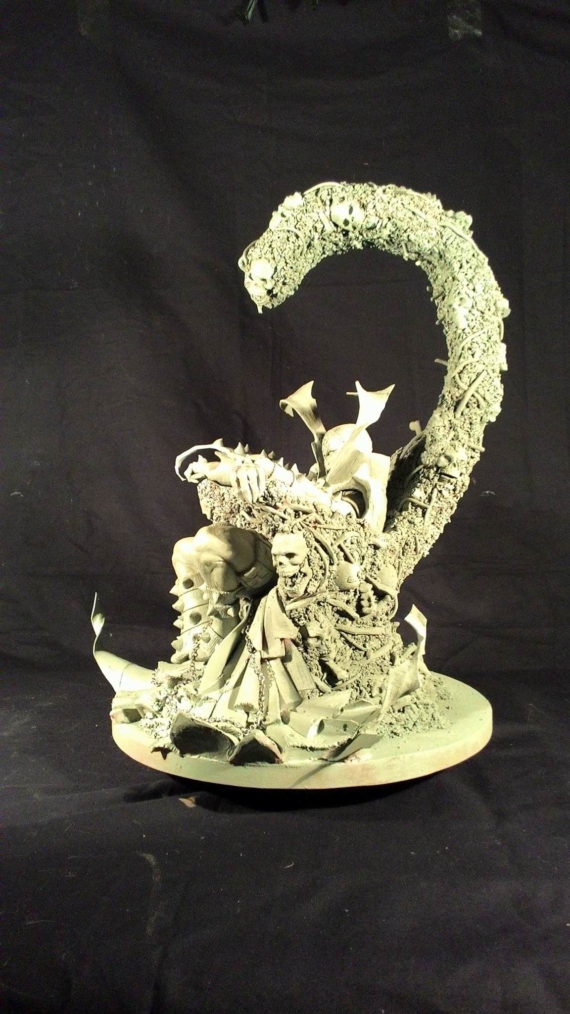 Heleno Lyra - Spawn on throne