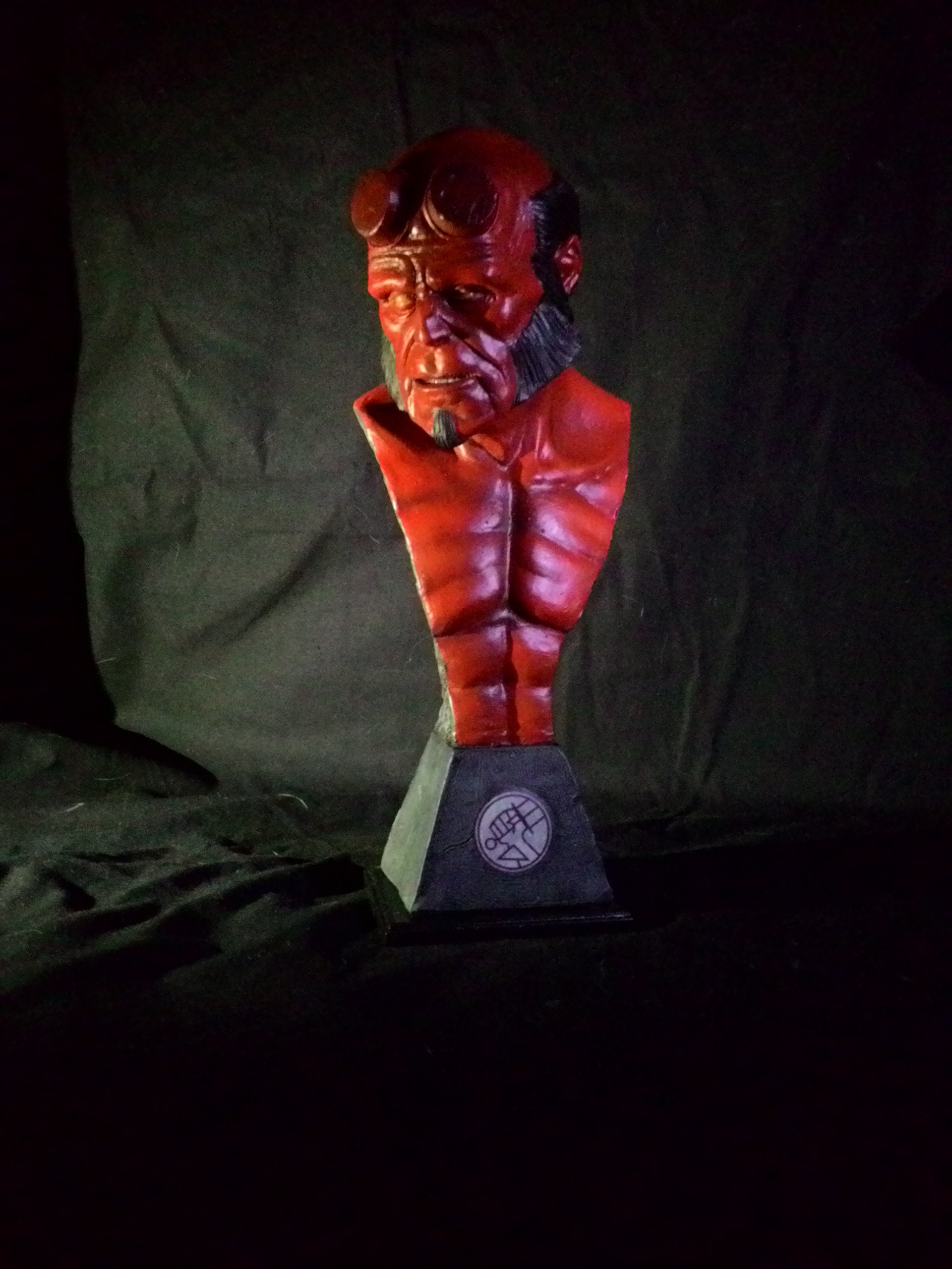 Heleno Lyra - hellboy