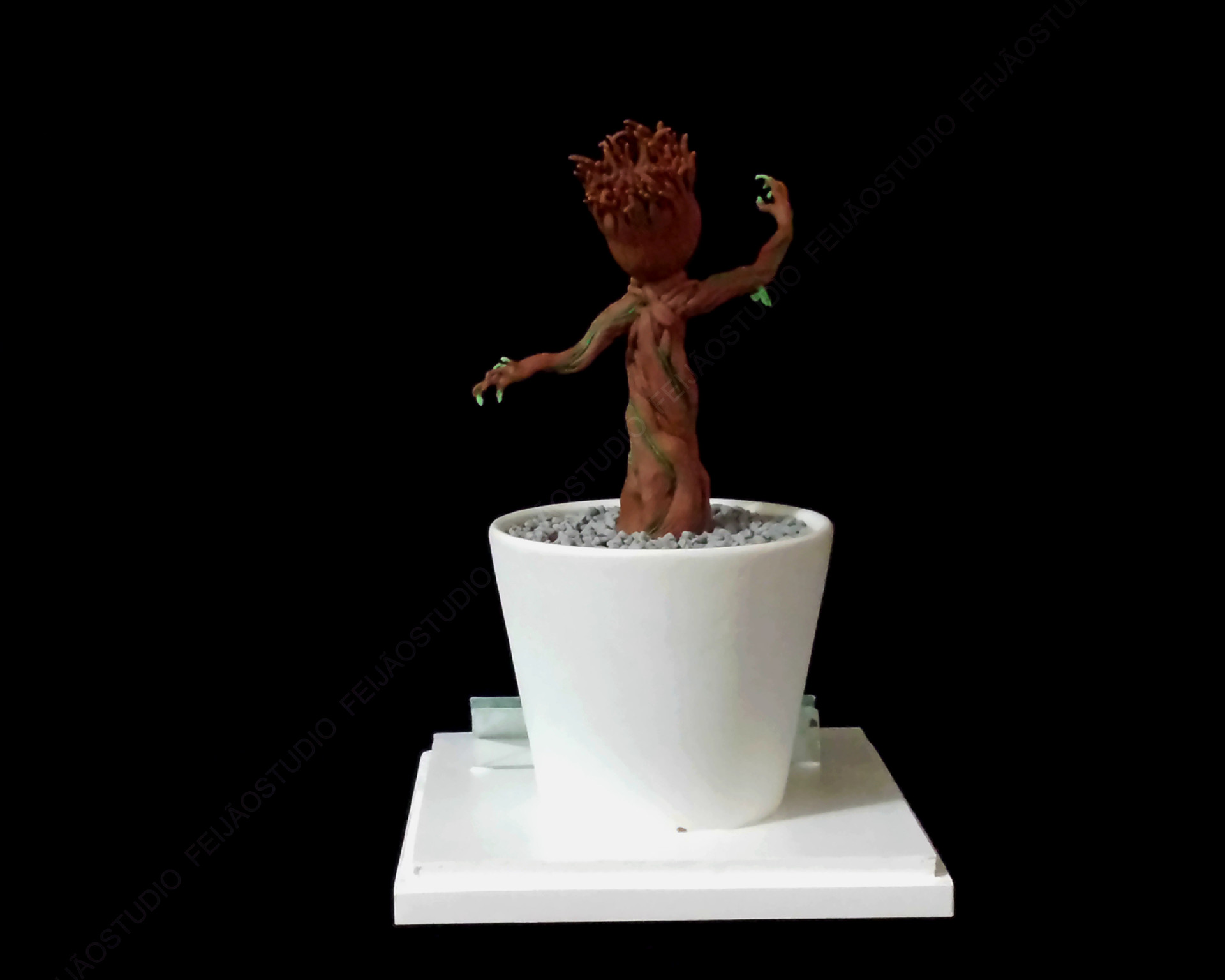 Ronald Alboredo - Sculpture "Baby Groot / Guardians of the Galaxy"