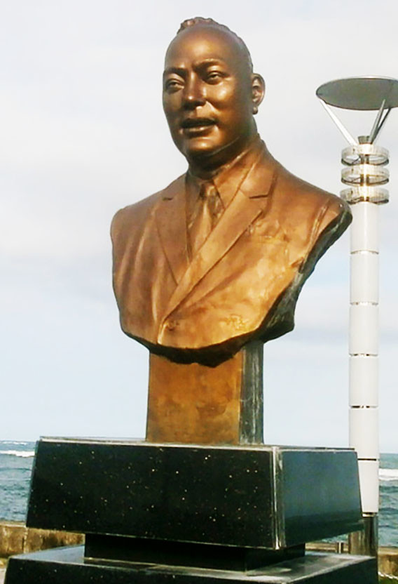 ArtStation - Vicente Luna Pimentel, Sr Sculpture