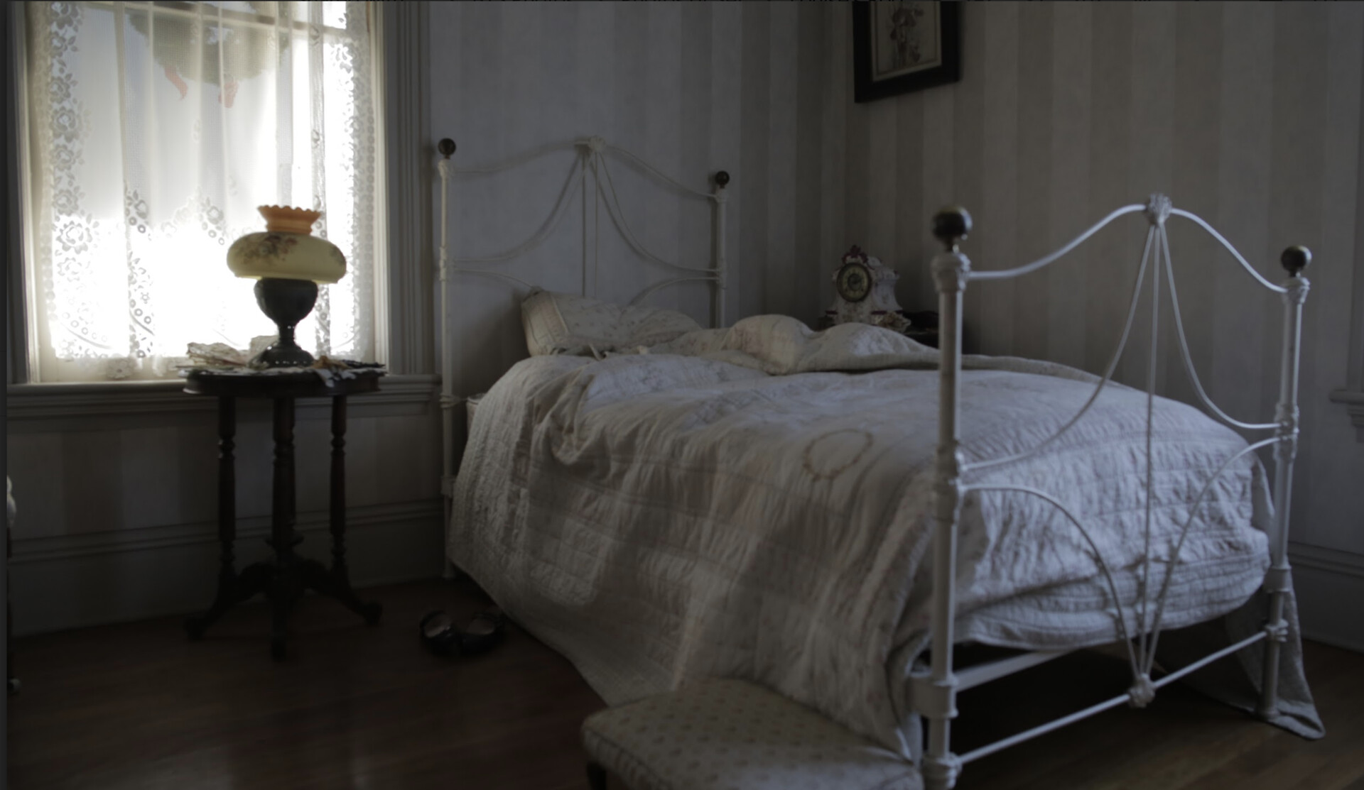 James Roberts - Set Decorator | Luise