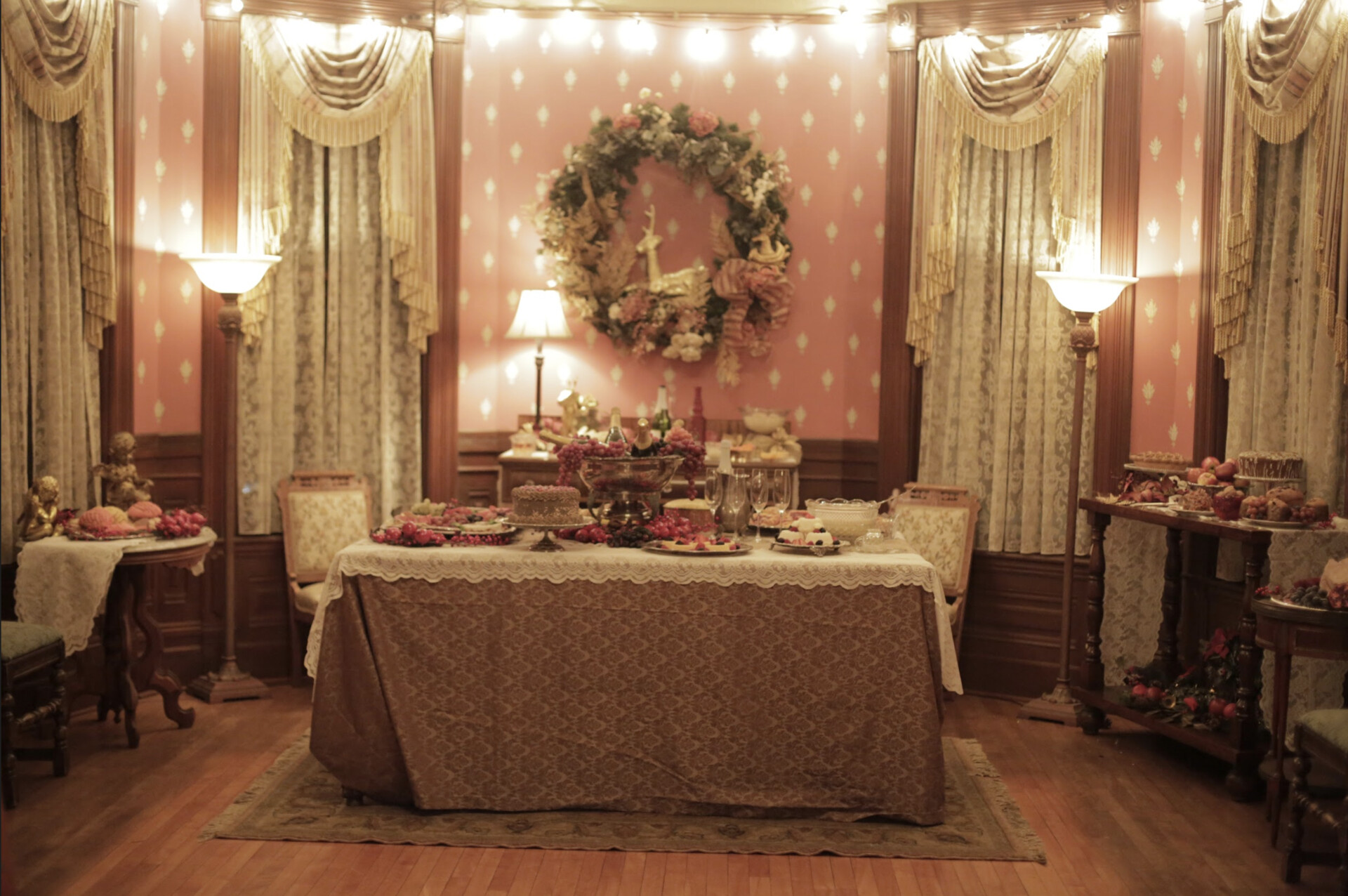 James Roberts - Set Decorator | Luise