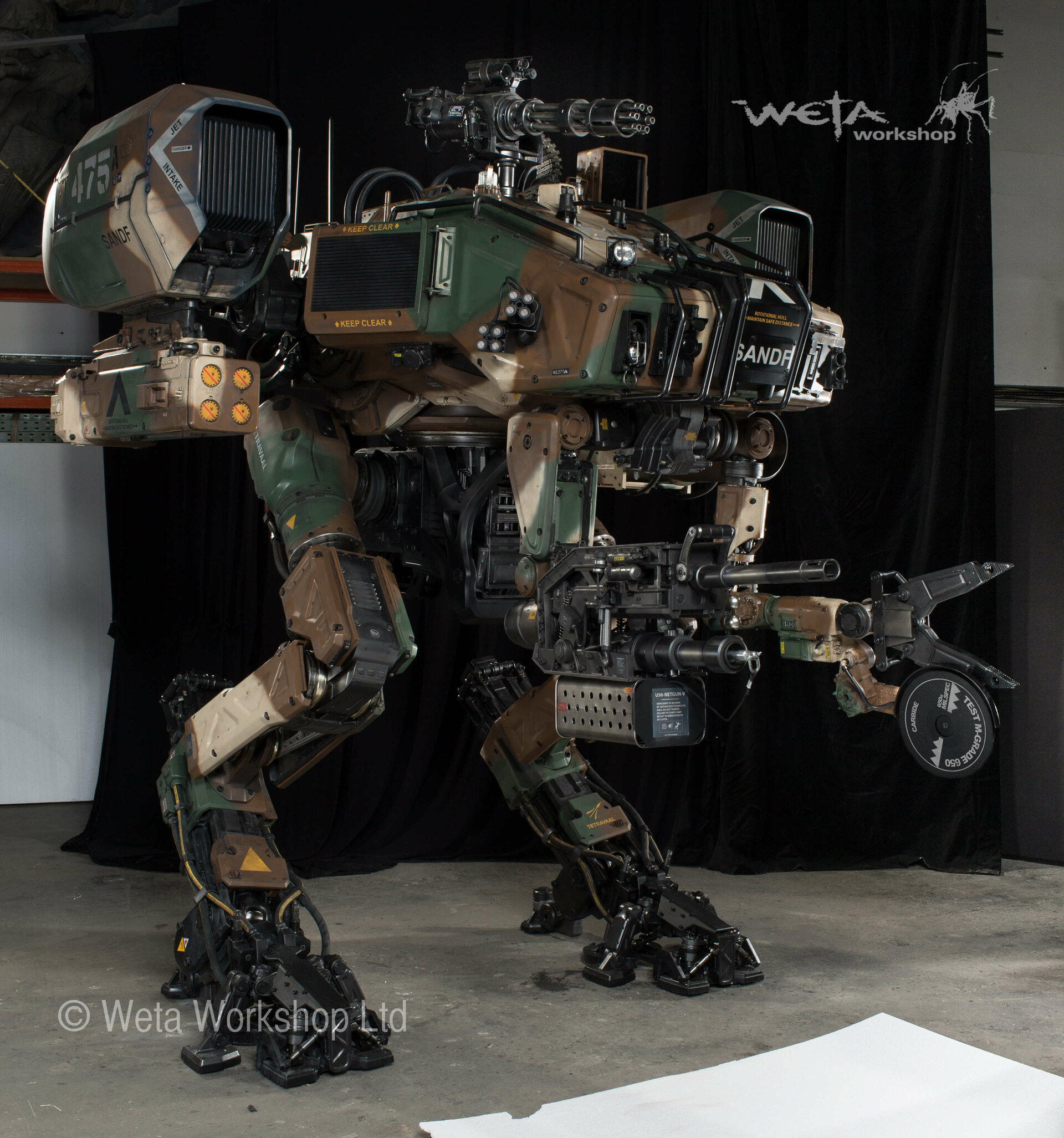 EDWARD DENTON - EDRED INDUSTRIES - CHAPPIE: THE MOOSE - Full Scale