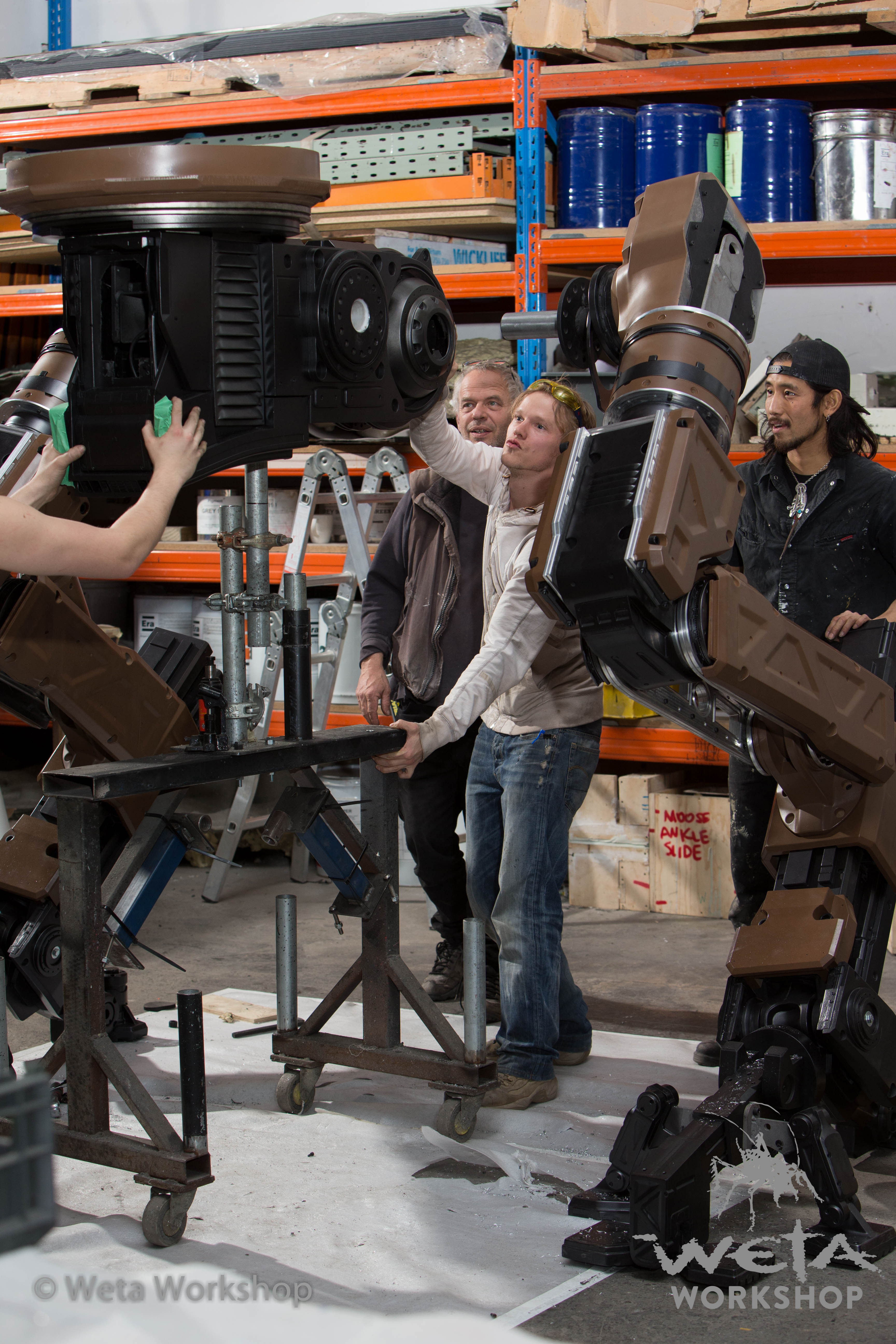 EDWARD DENTON - EDRED INDUSTRIES - CHAPPIE: THE MOOSE - Full Scale