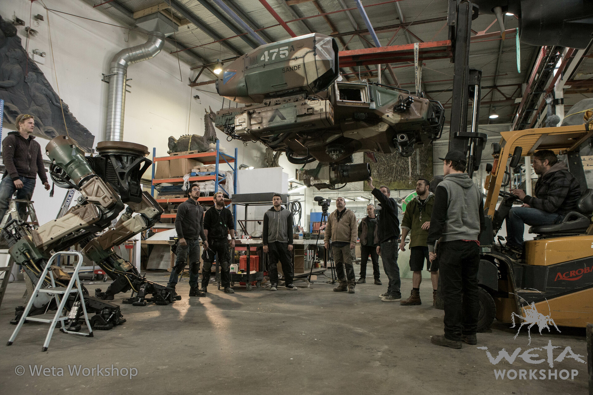 EDWARD DENTON - EDRED INDUSTRIES - CHAPPIE: THE MOOSE - Full Scale