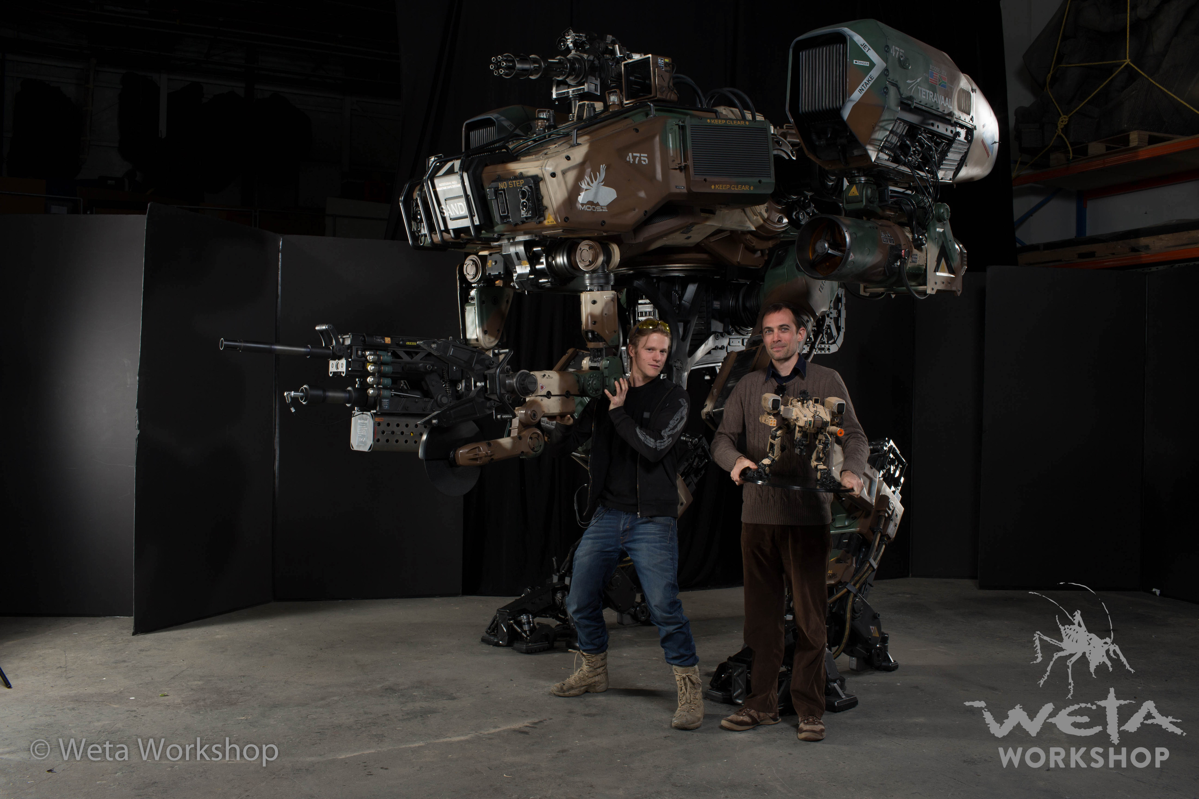 EDWARD DENTON - EDRED INDUSTRIES - CHAPPIE: THE MOOSE - Full Scale