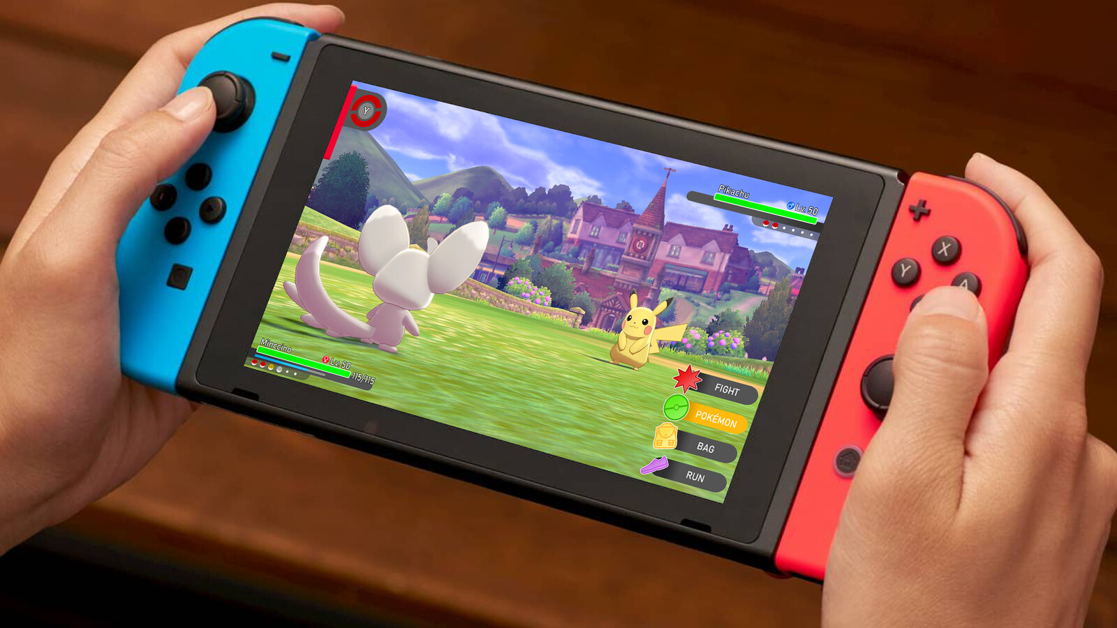 Thomas van Horssen - My Take on the Pokemon Sword and Shield Battle UI