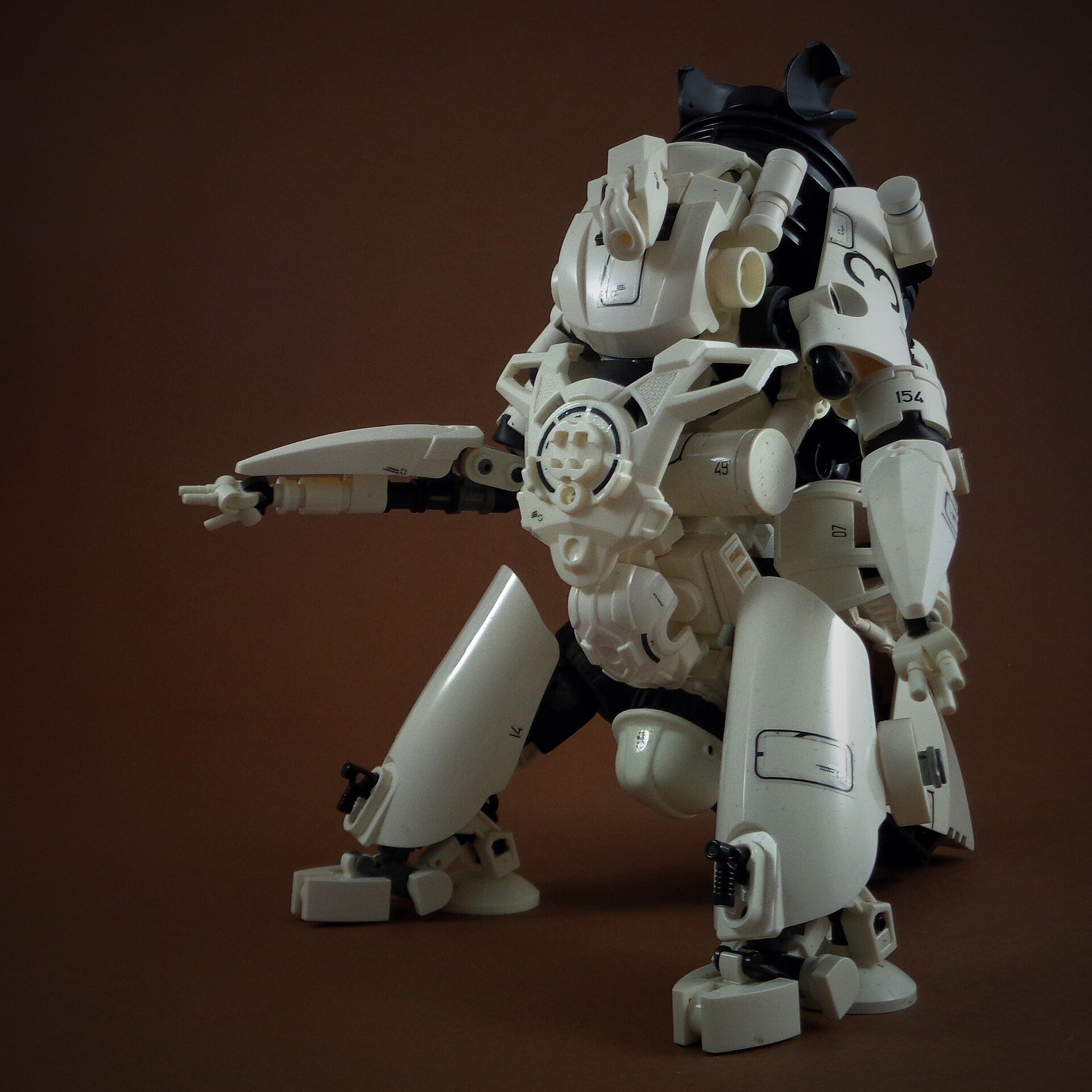 ArtStation - TYPE-B Heavy Mech