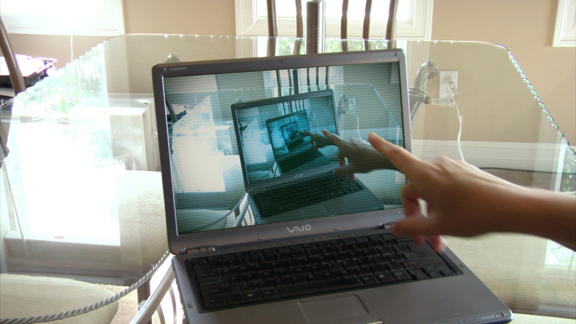 ArtStation - Laptop Screen - Tracking with Foreground Obstruction