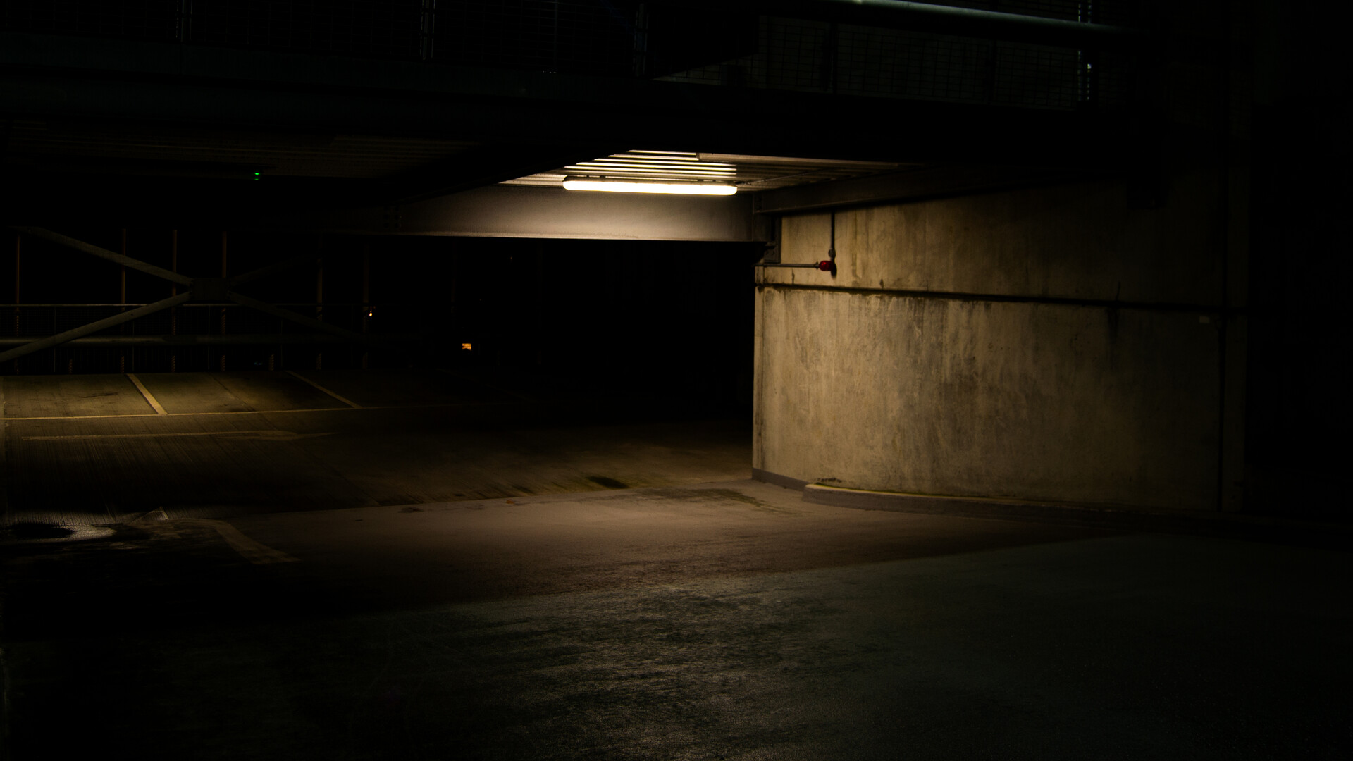 ArtStation - Unsettling Environment - Iteration 1 - Part 1