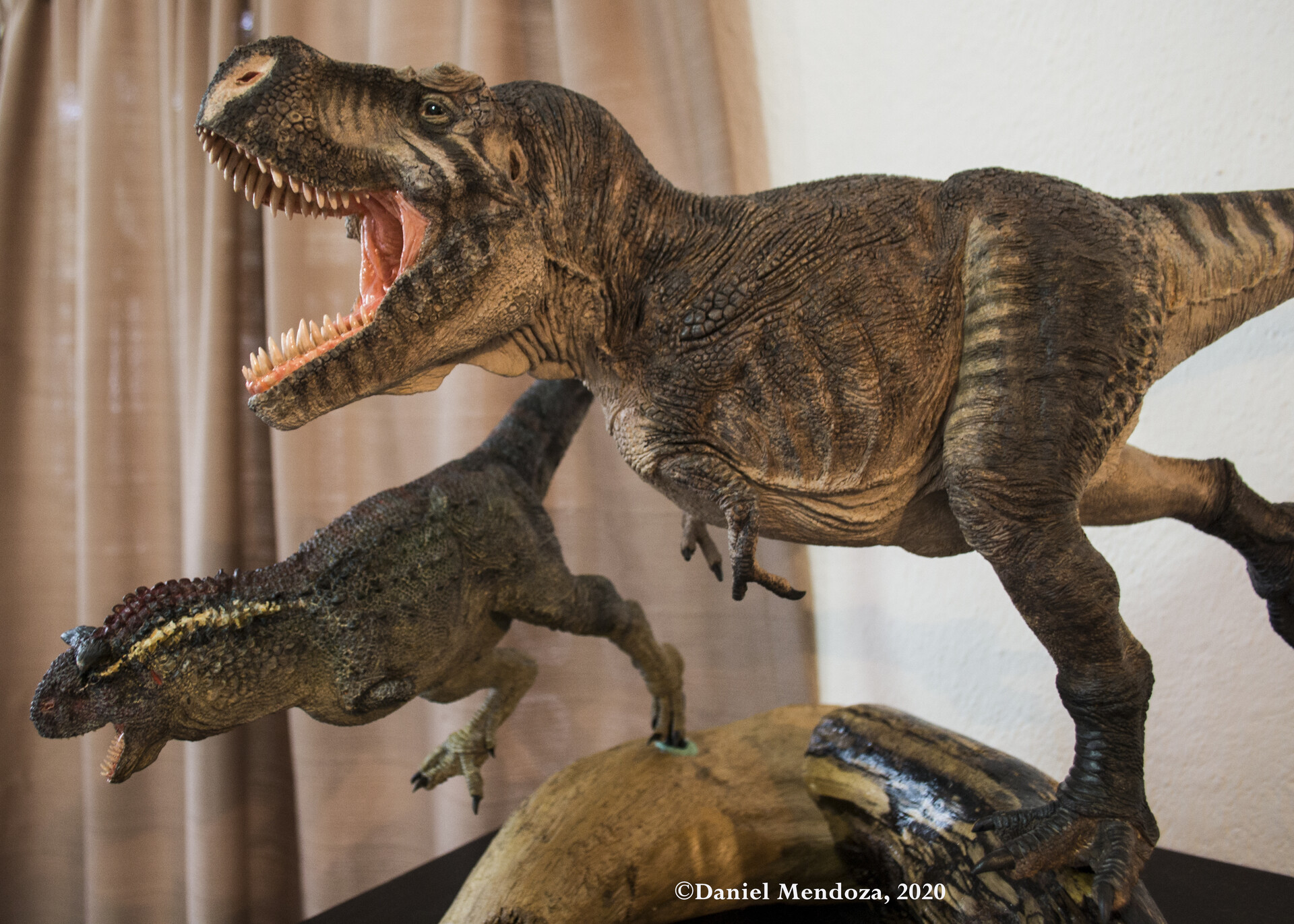 Daniel Isaac - Carnotaurus sastrei sculpture