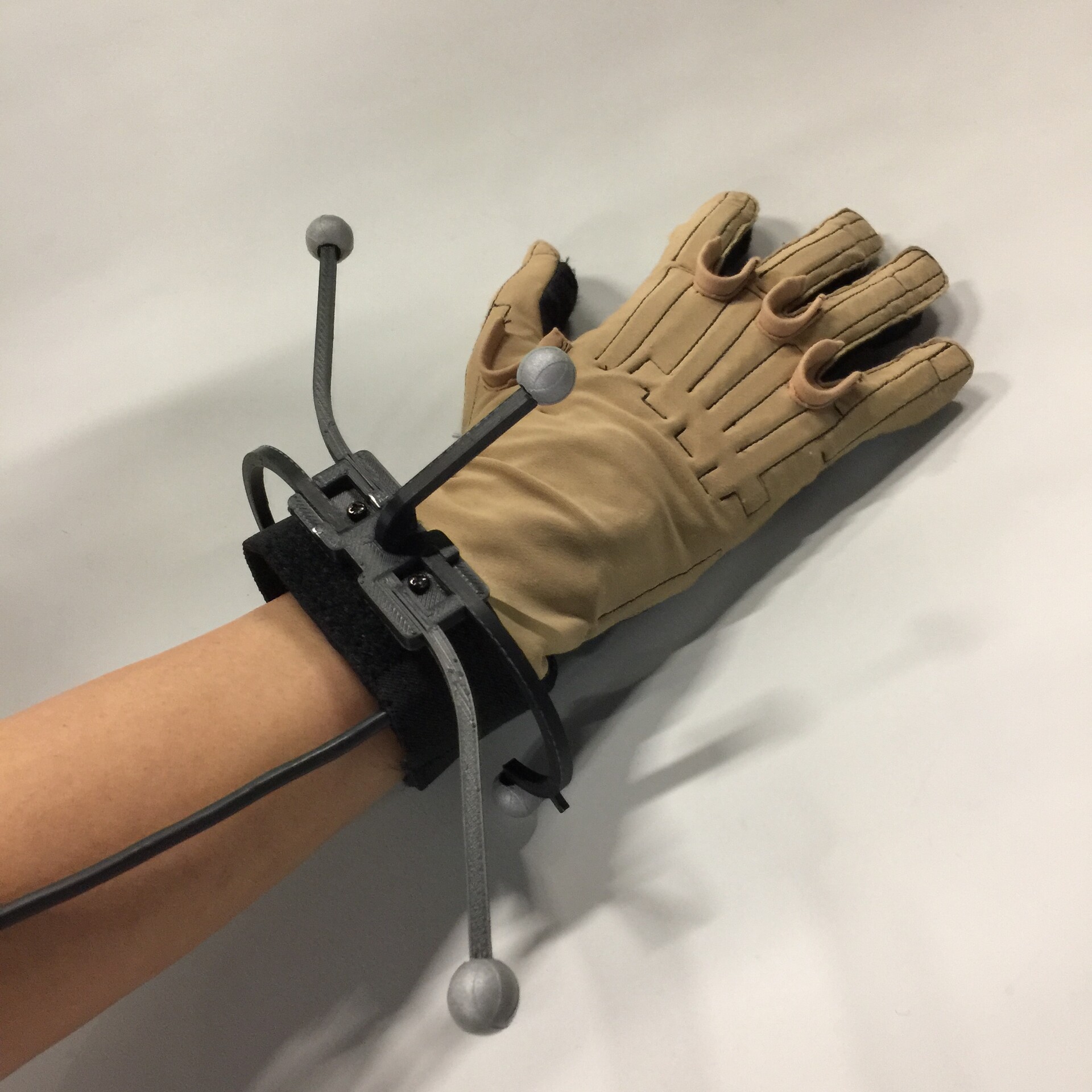 NEORUTO - Product prototyping and fabrication Custom Tracker Frames