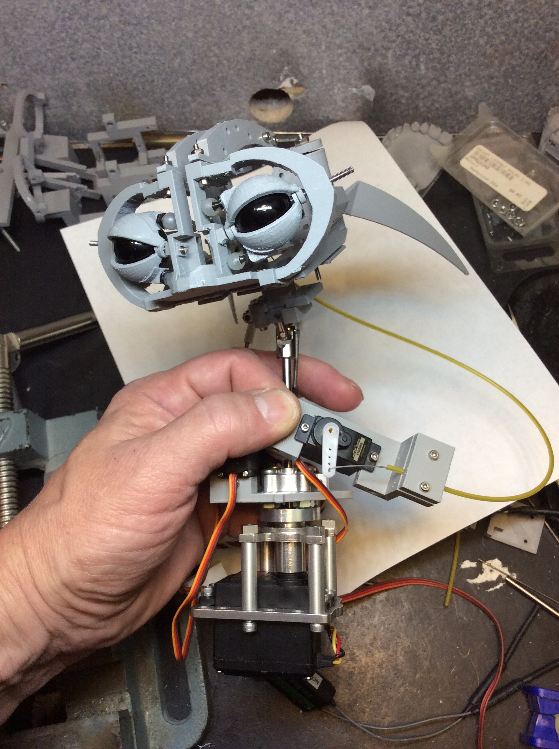 Gary Willett - Baby animatronic