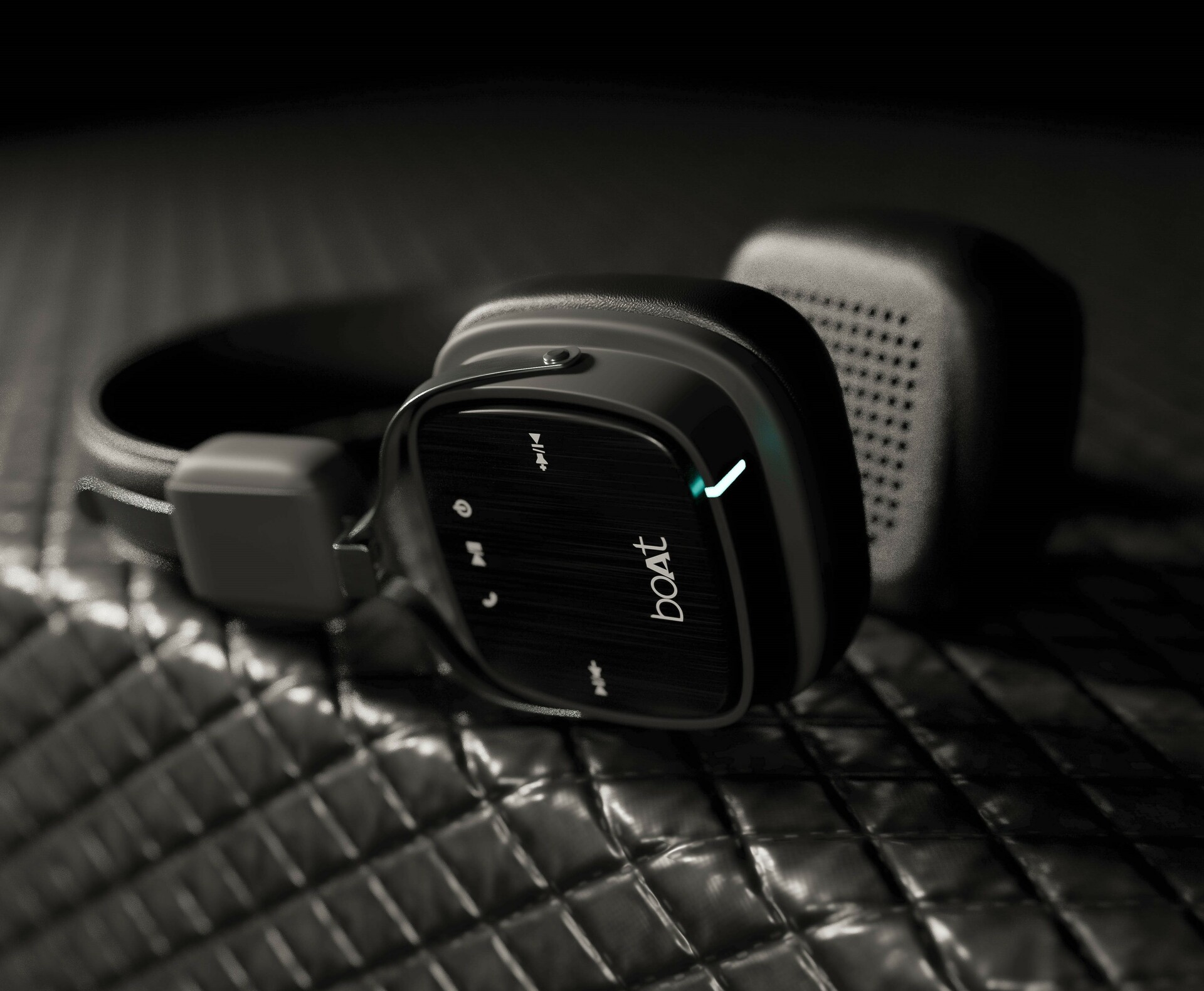 ArtStation - Boat 600 headphone 3d hard surface prop