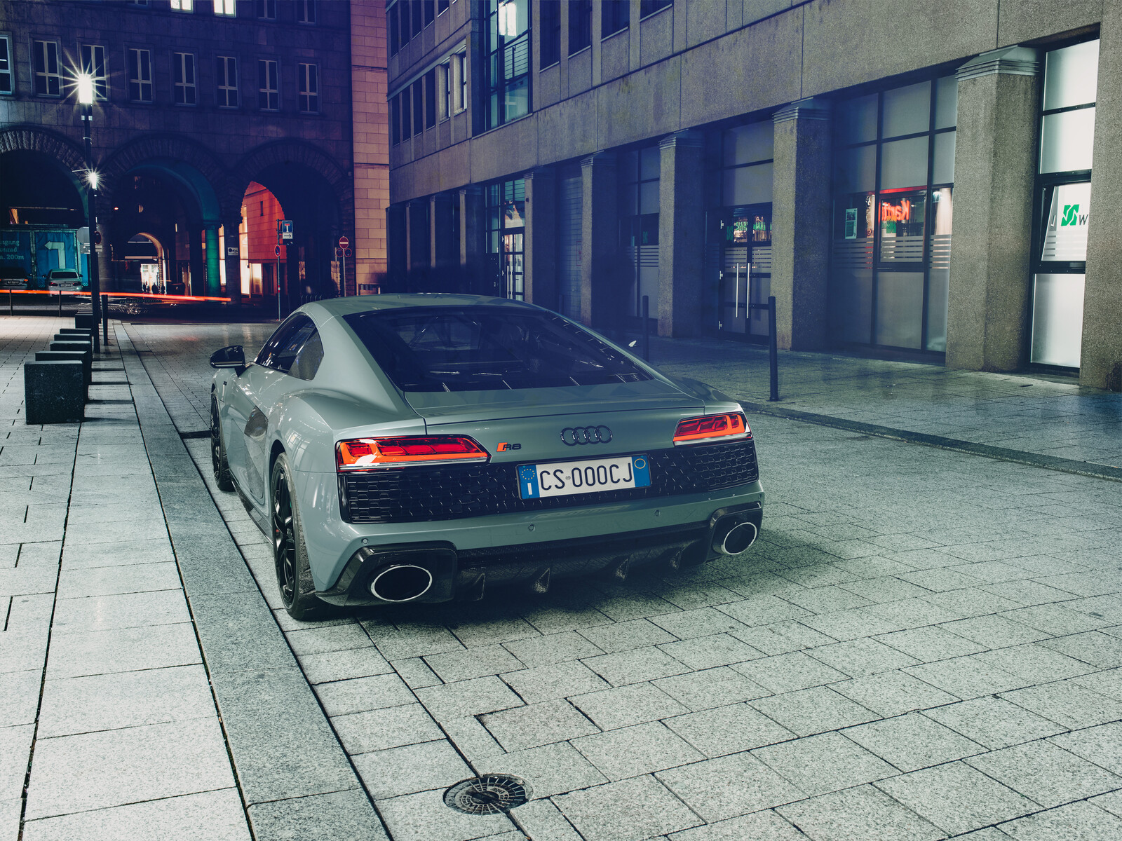 Giacomo Geroldi Visuals - AUDI R8 - NIGHT LIFESTYLE