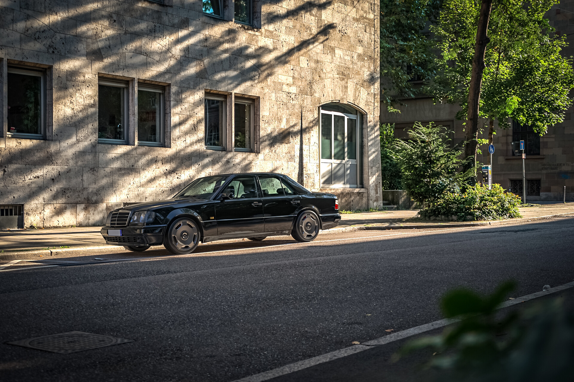 ArtStation - Mercedes Benz W124 E500