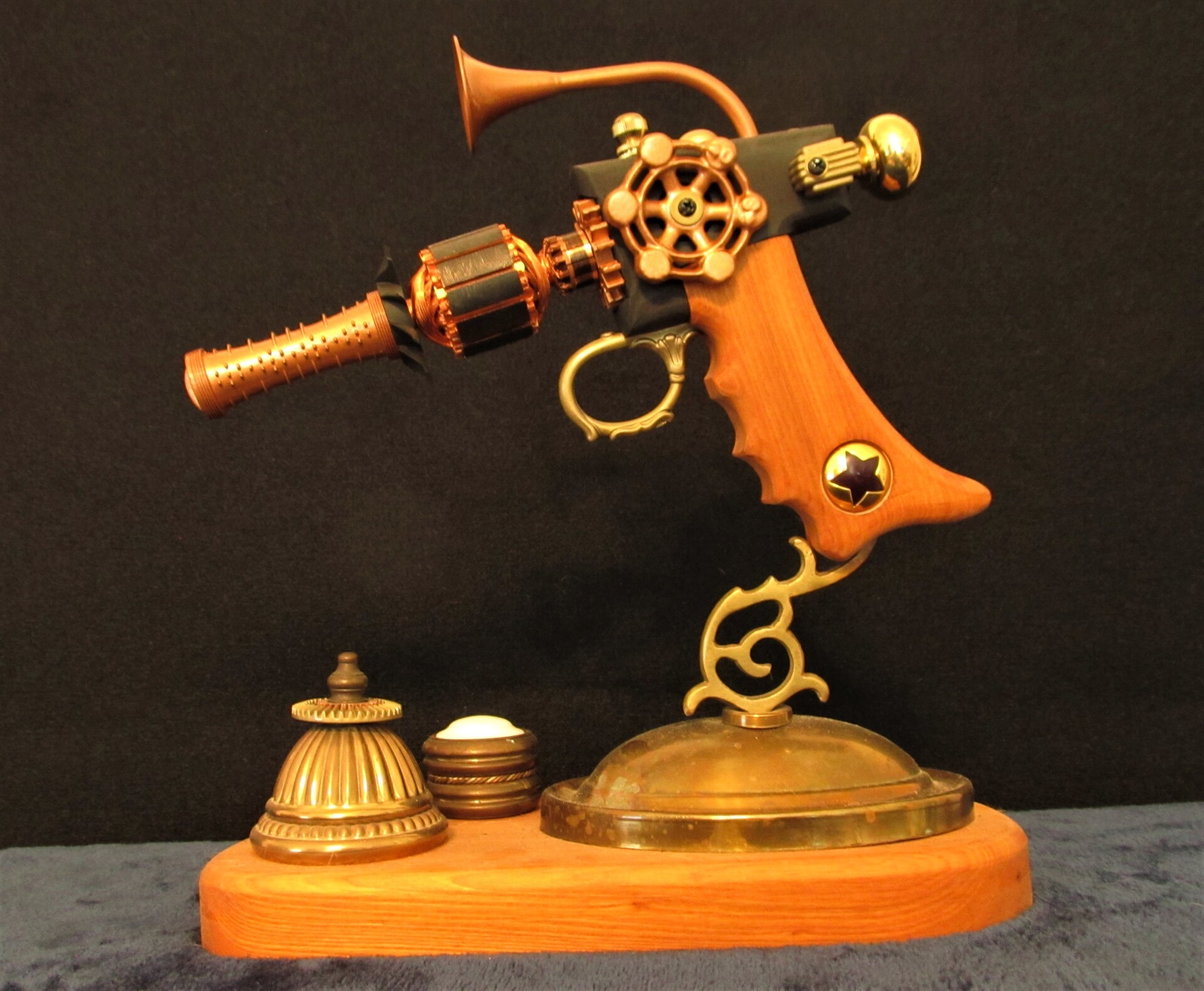ArtStation - Steampunk Ray Gun with stand