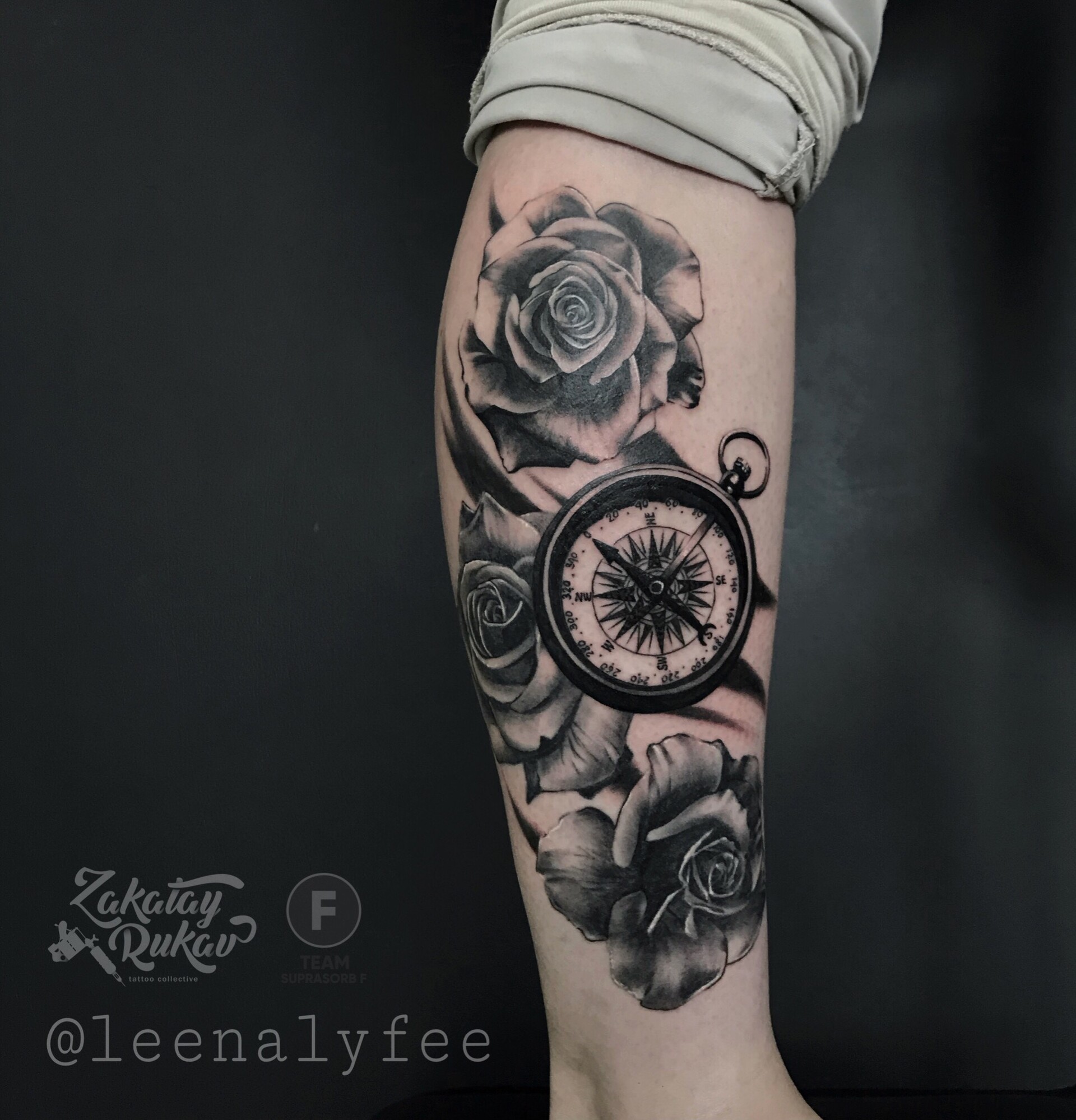 ArtStation - Roses and compass