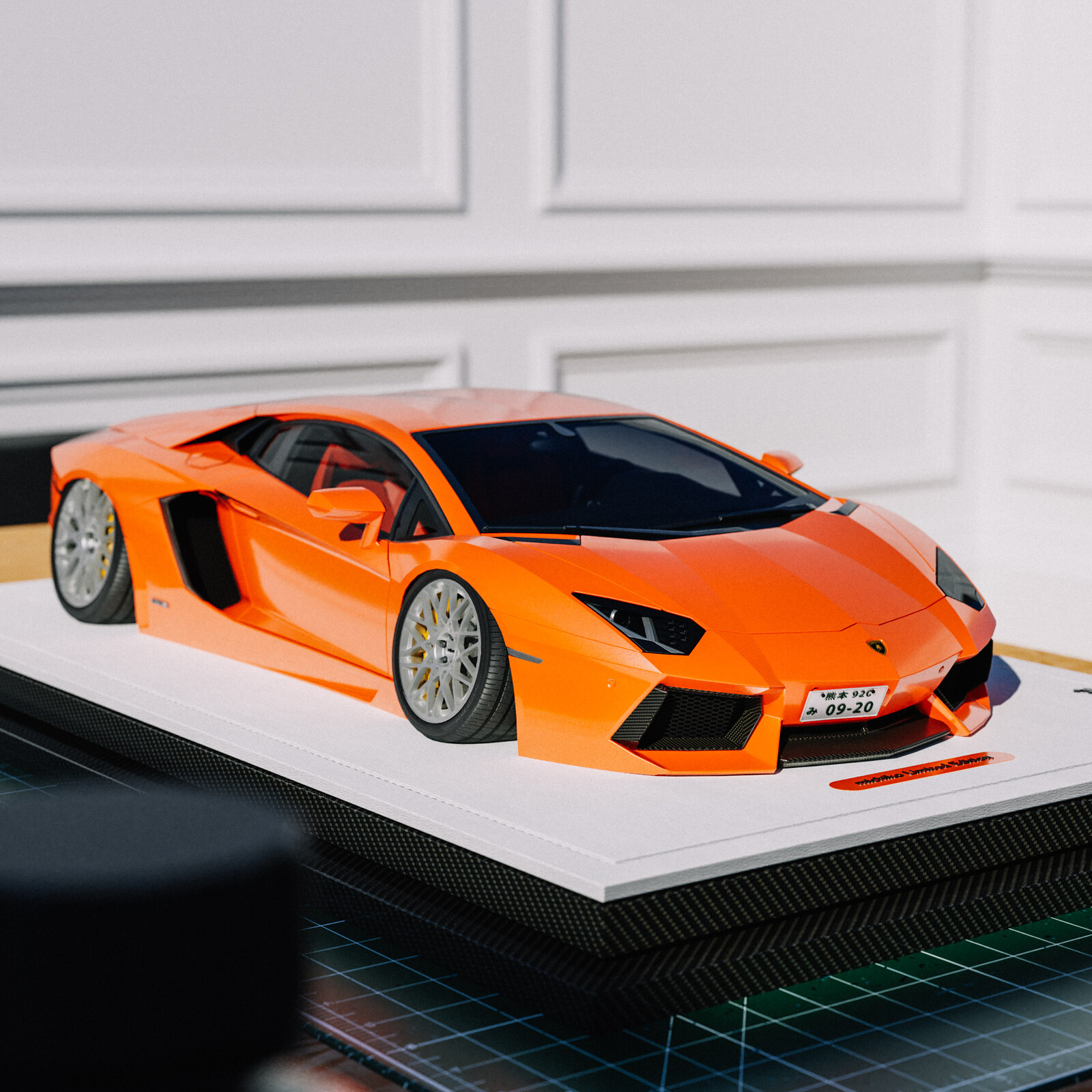 trestonchen - 1:8 Lamborghini Aventador/アヴェンタドール on Rotiform BLQ (モデルカー)