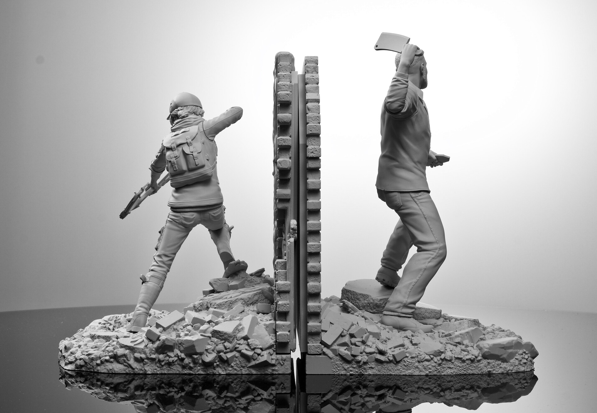Michael Jenkins - Telltale's The Walking Dead: Lee and Clem Statues