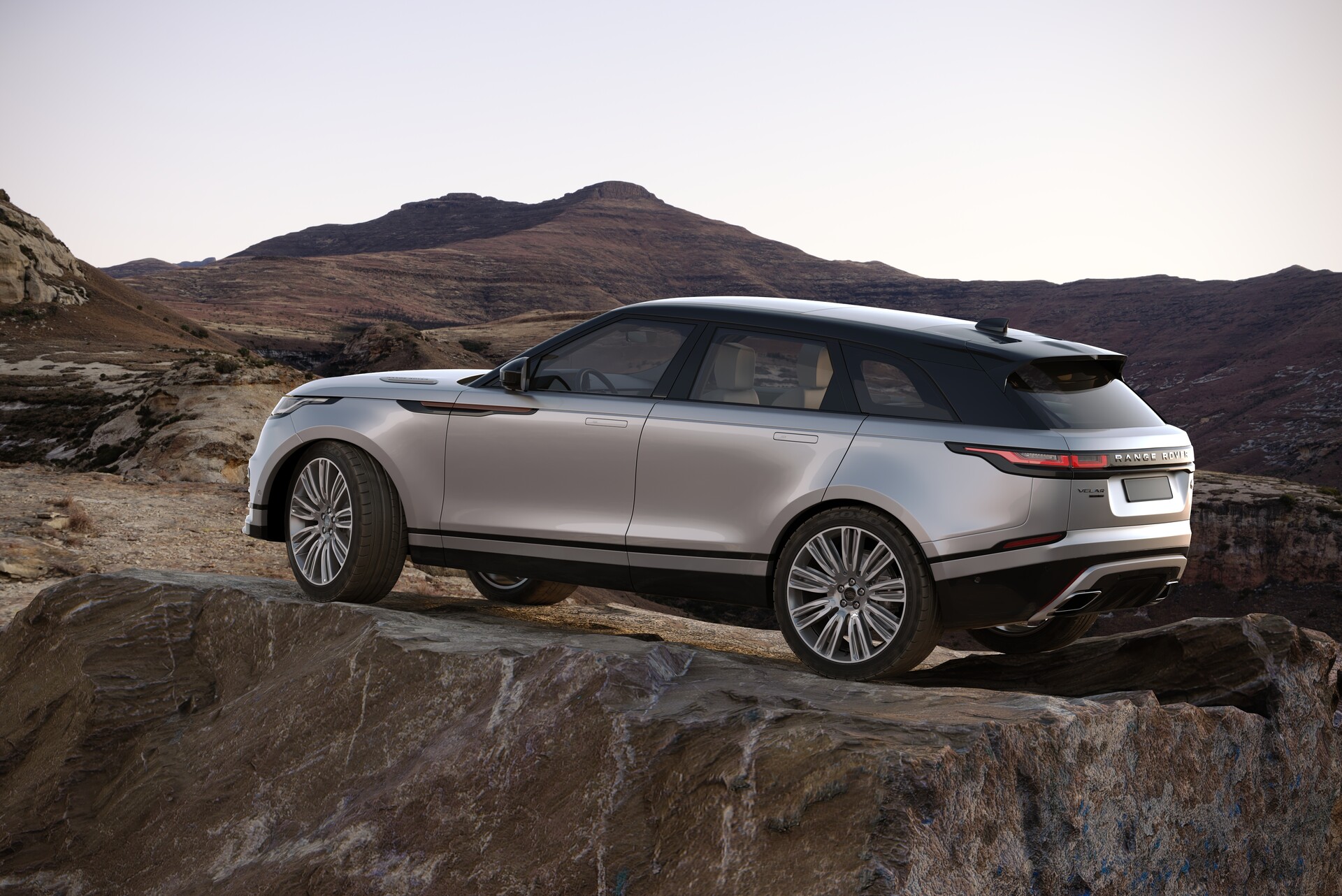 ArtStation - Range Rover Velar 2018 Rendering