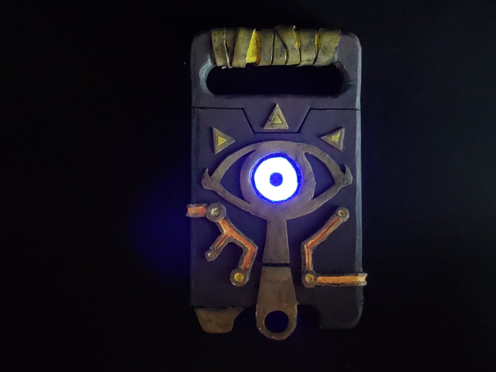 Javier Martinez - The Legend of Zelda: Breath of the Wild- Sheikah Slate