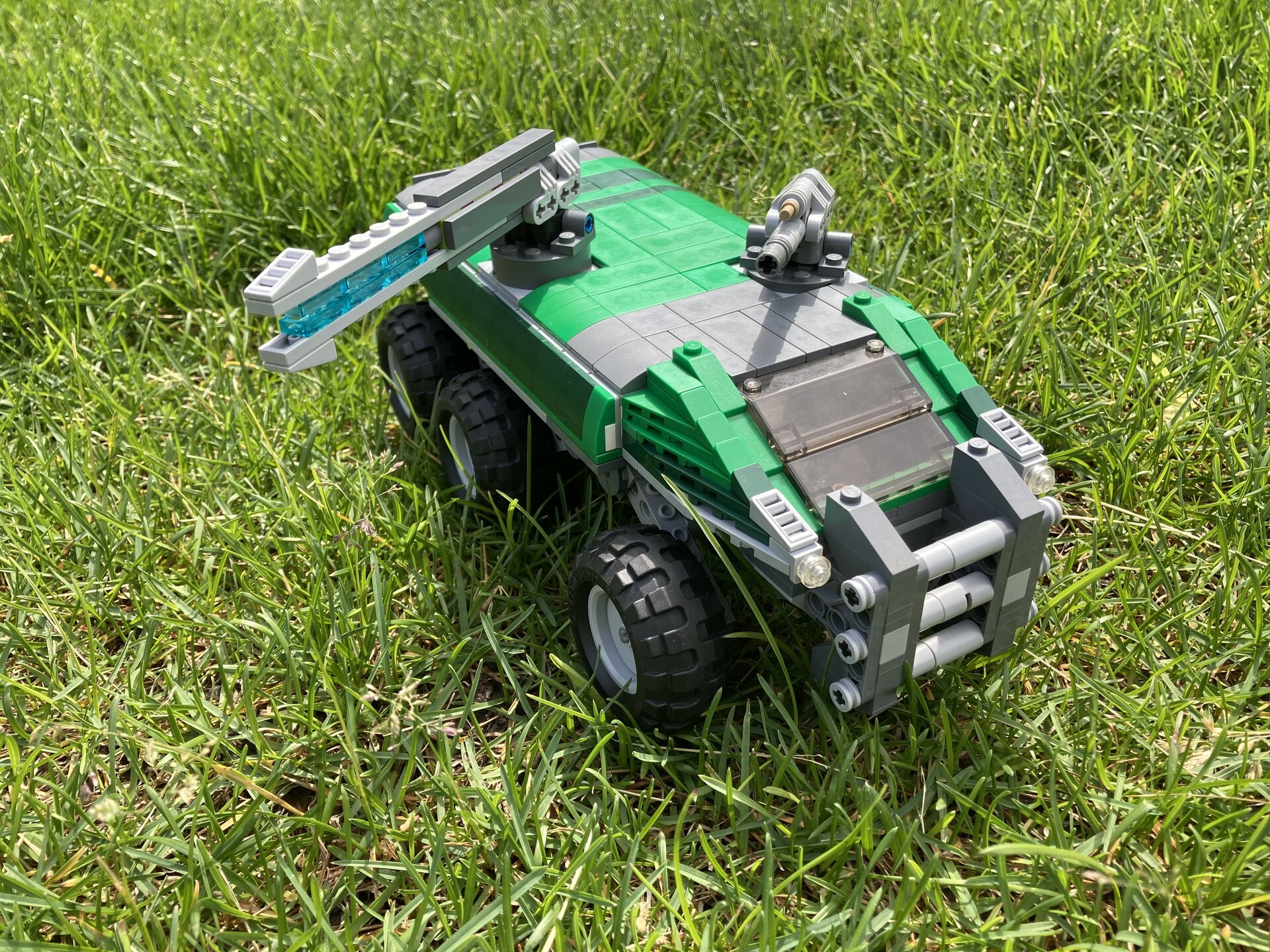 ArtStation - Delta dynamics PH-1224 patrol vehicle