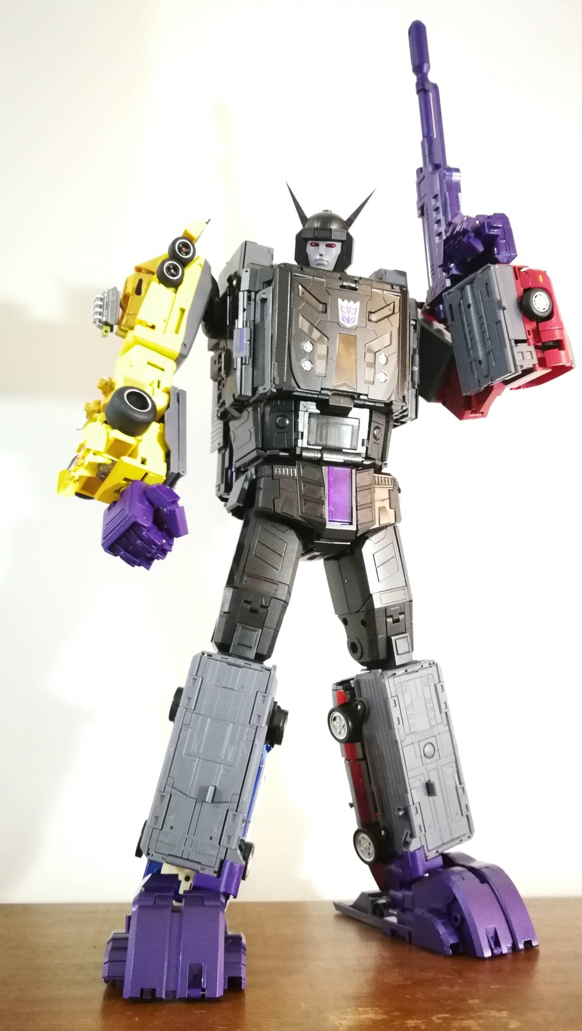 Ji Ruan - X-transbots Menasor