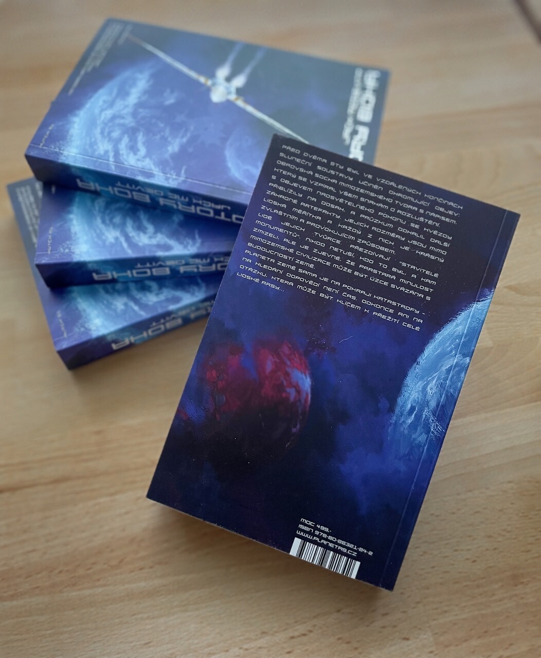 Calder Moore - The Engines of God (Czech edition)