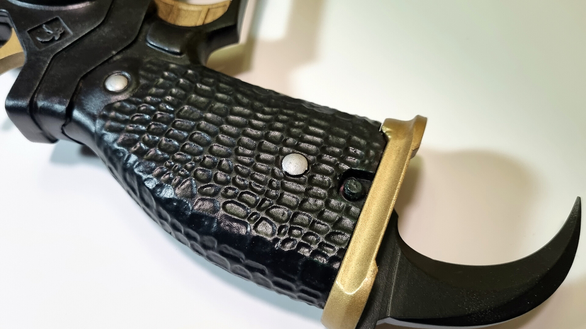 Destiny 2 — Hawkmoon — Austroraptor by Jan Strmšek — ProUser.Me