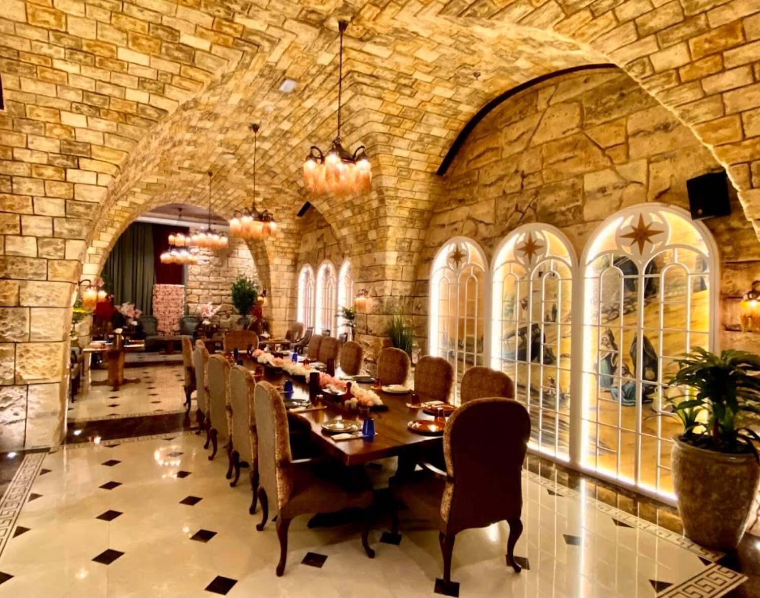 Victoria Petrova - AL MESHWAR RESTAURANT MURALS