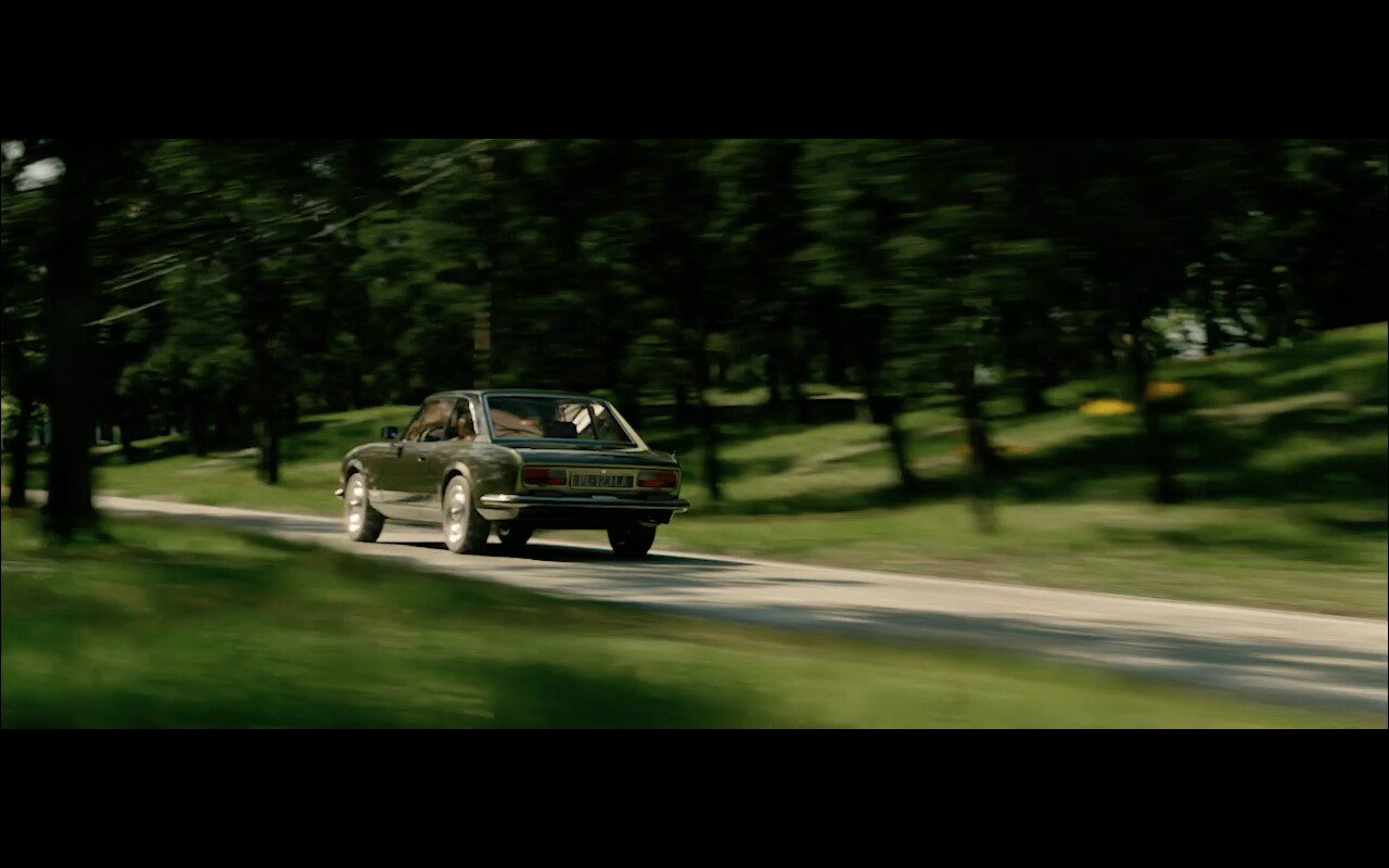 Bernard de Lagarde - Realistic car through forest