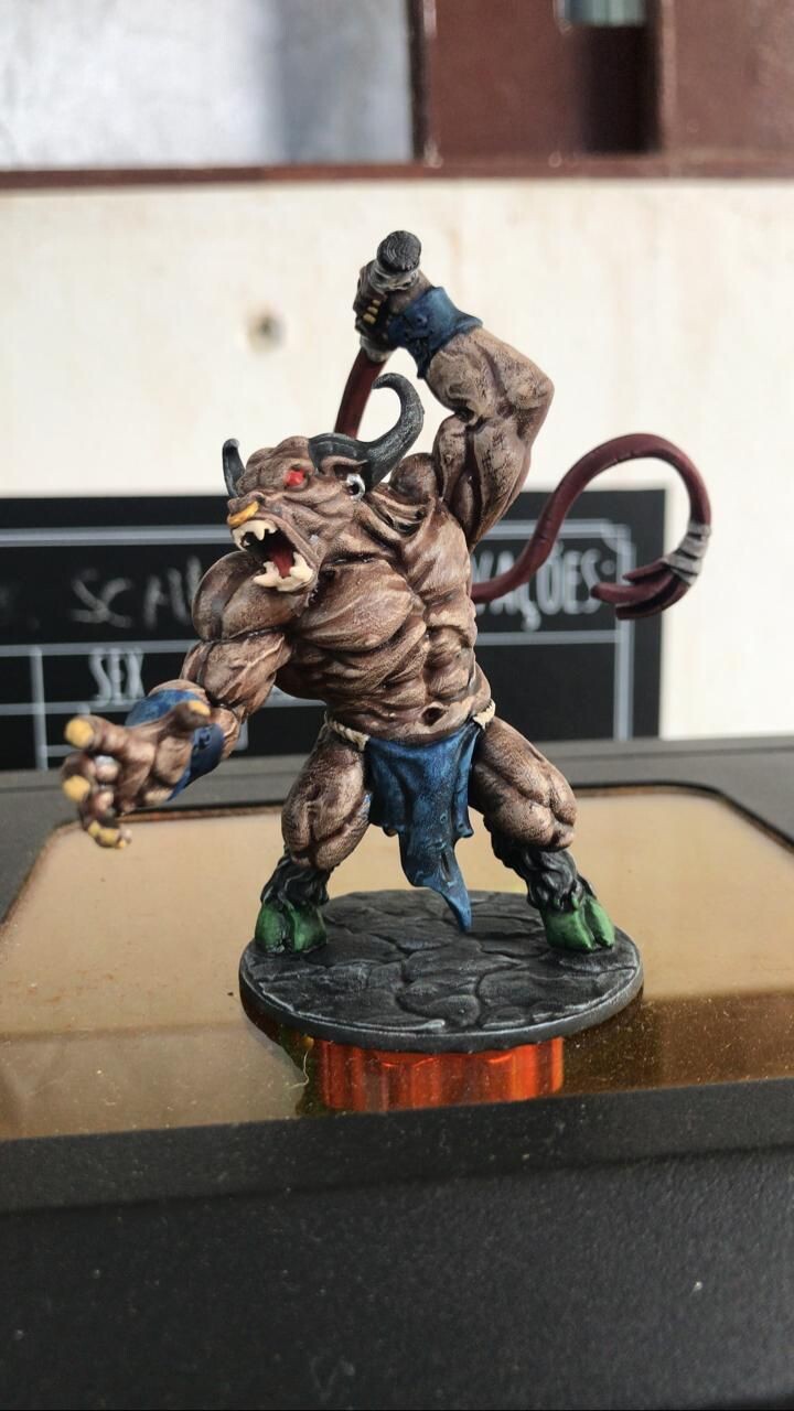 Arthur Felipe - Minotaur Miniature
