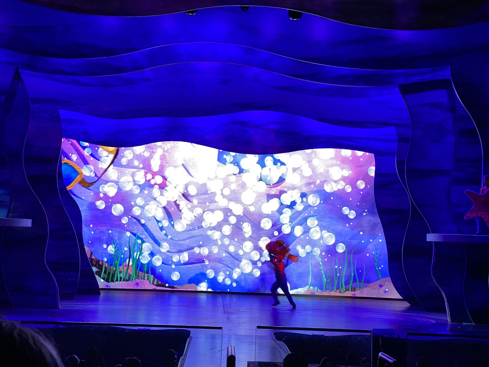 Ana Beltran - Finding Nemo: The Big Blue... and Beyond - Diver Animation