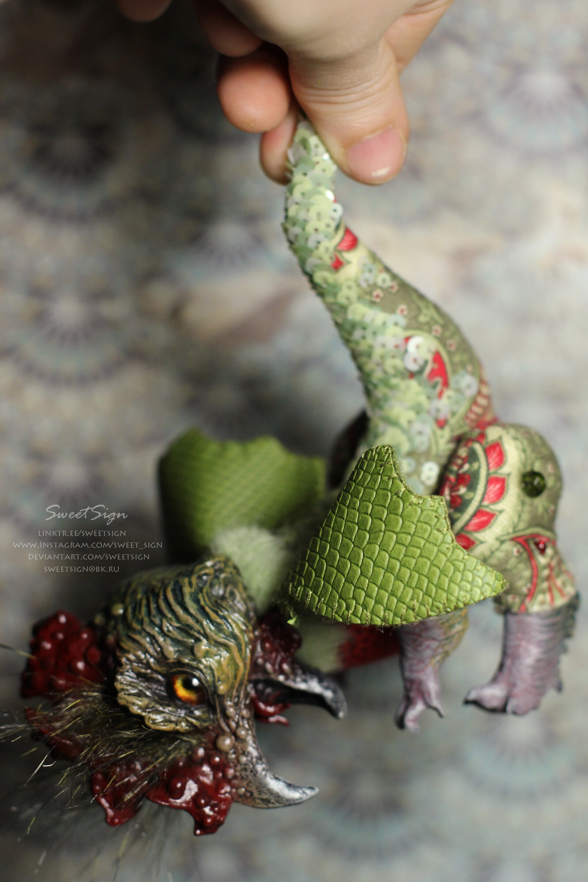 SweetSign - Swamp Basilisk