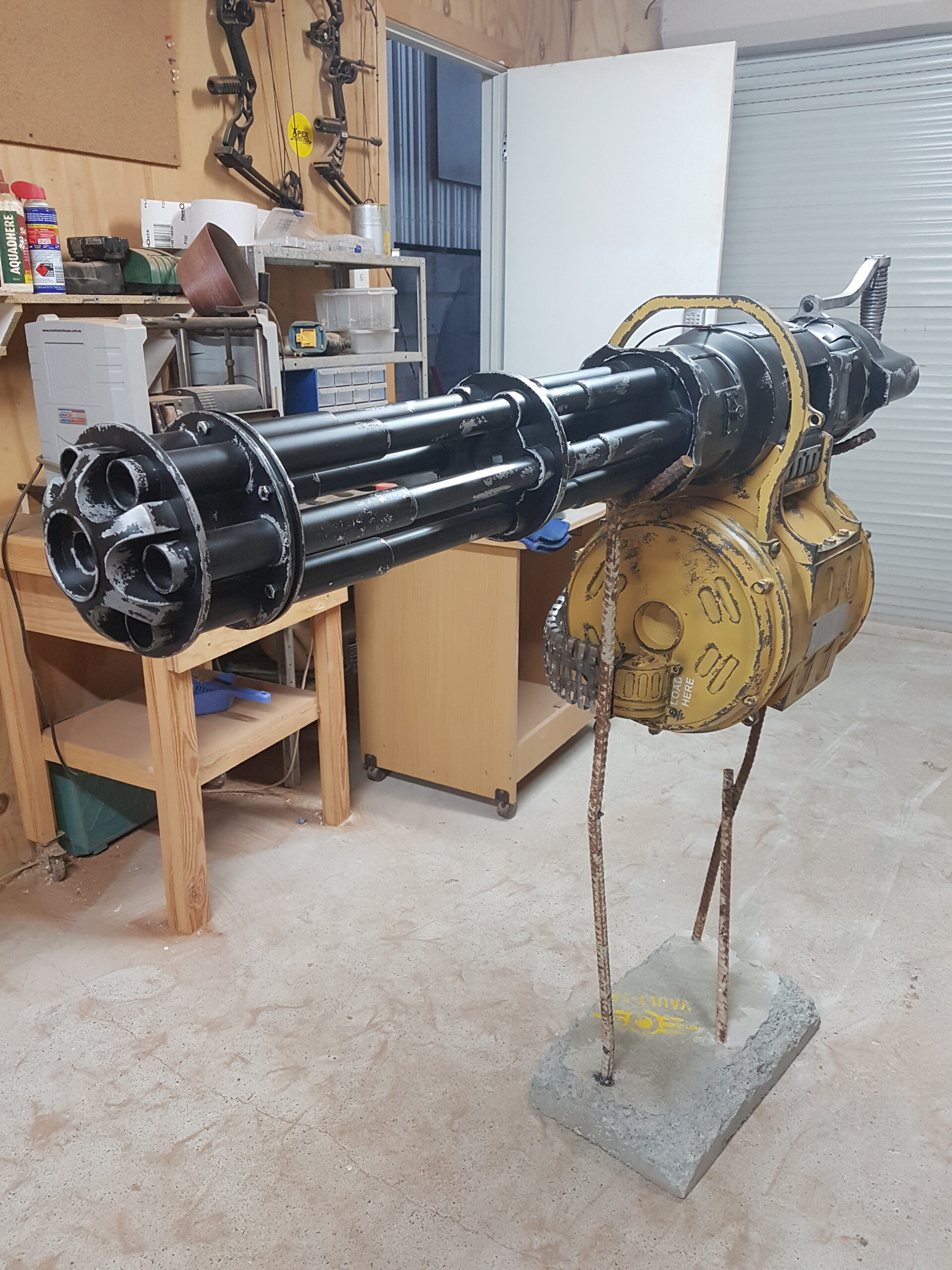 ArtStation - Fallout mini-gun