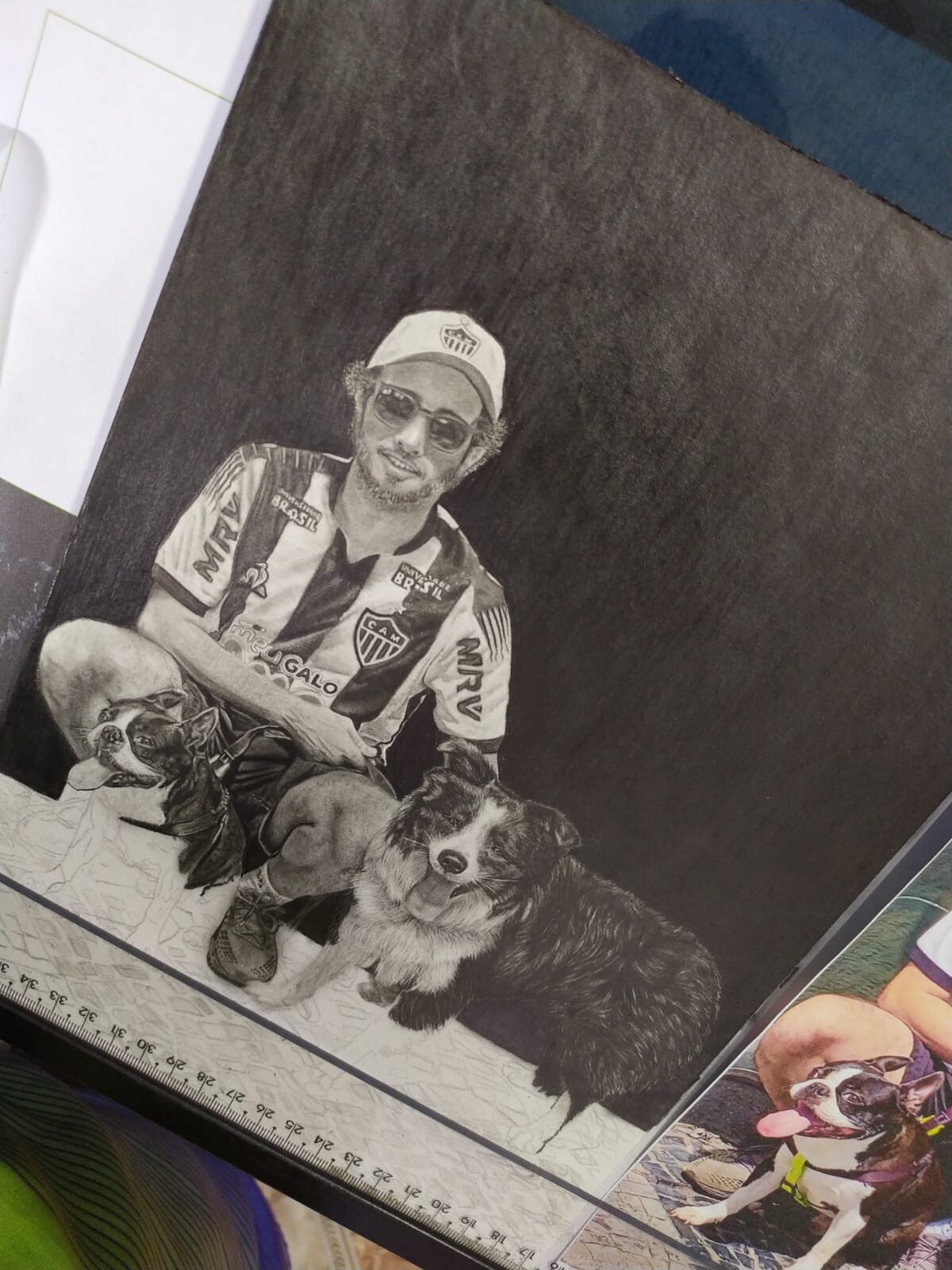 Alex gonçalves_drawing - Drawing Man and Dogs