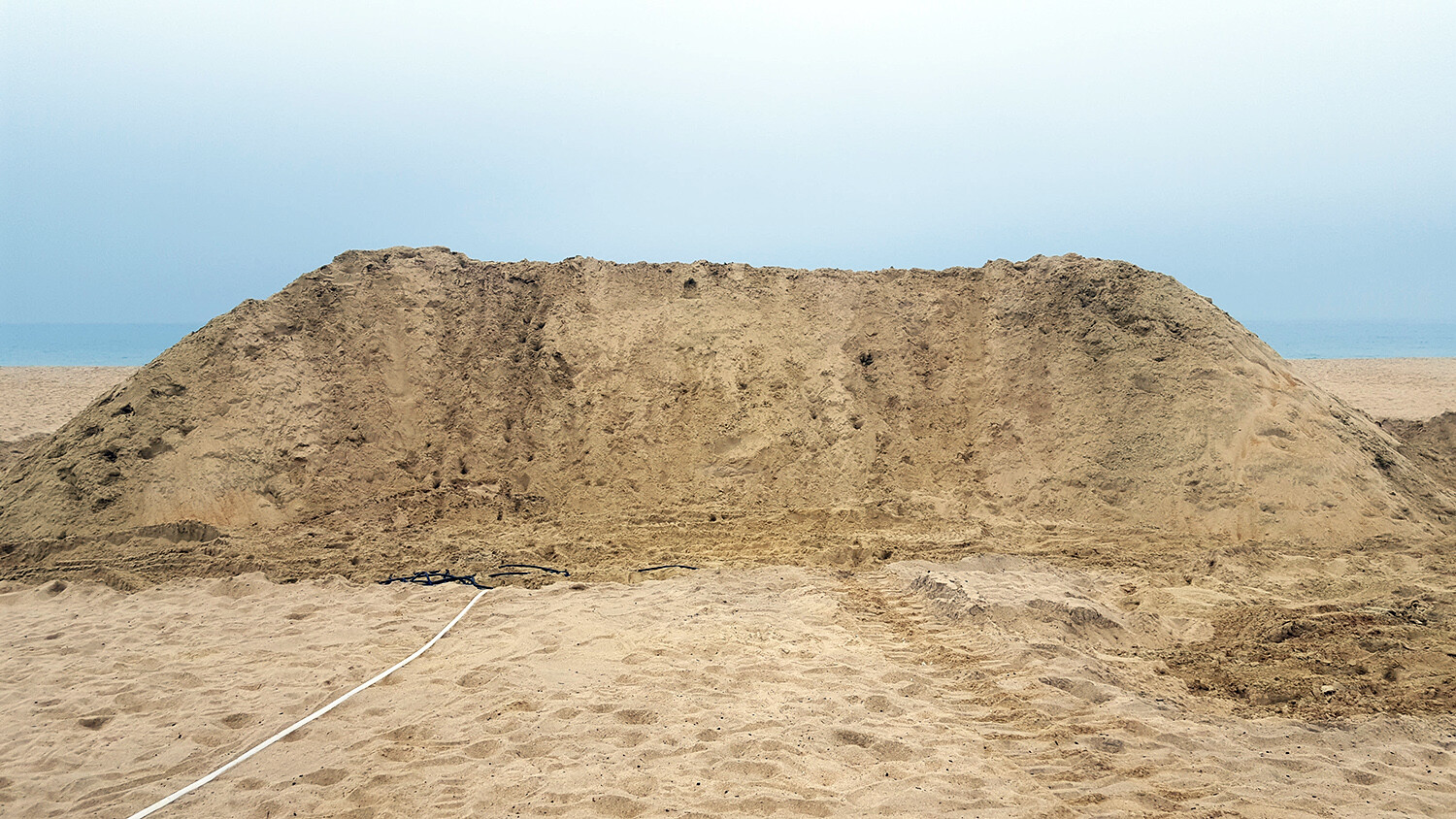 Sand Space - Passion Sand Sculpture