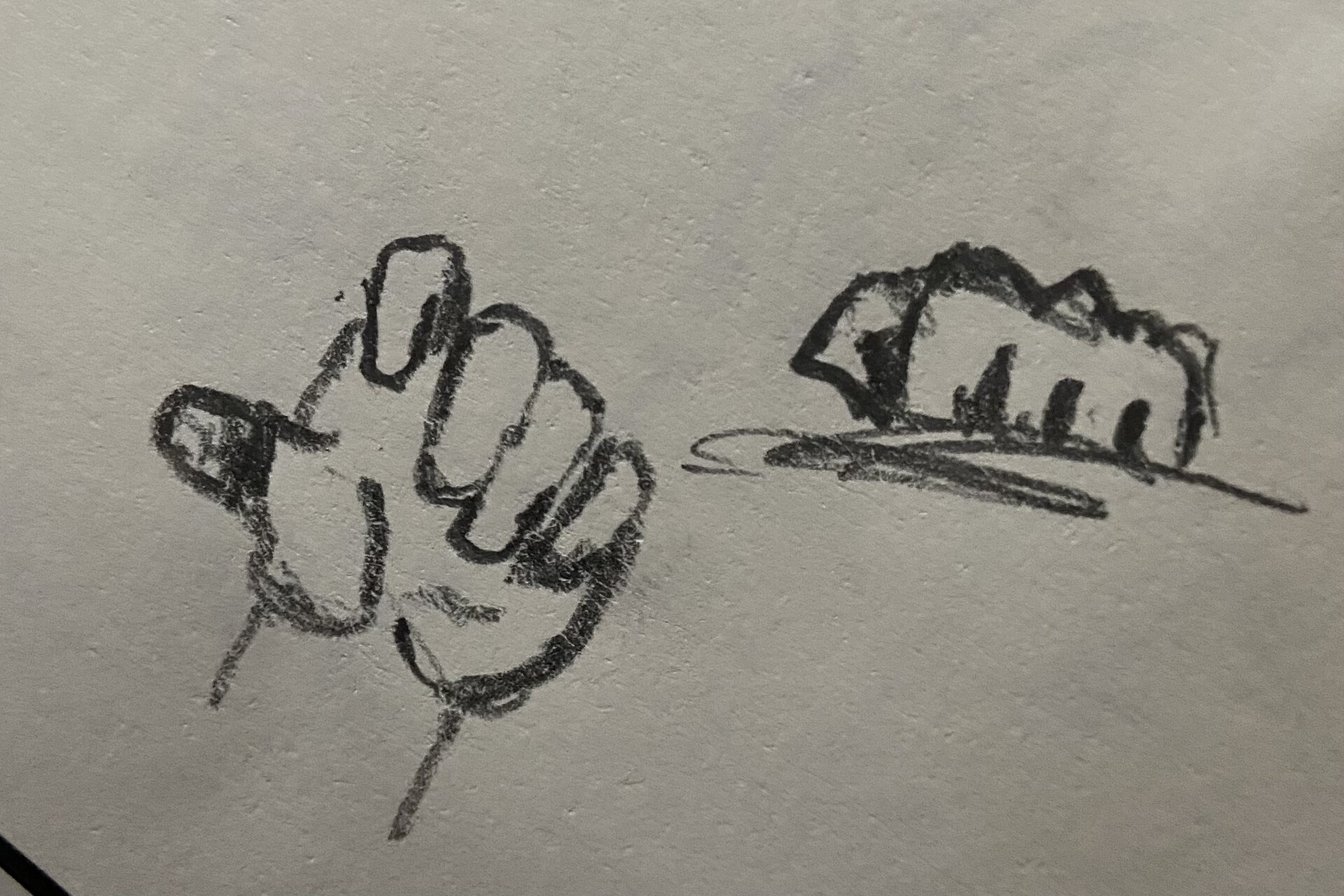 ArtStation - Left hands rough sketches. Enjoy