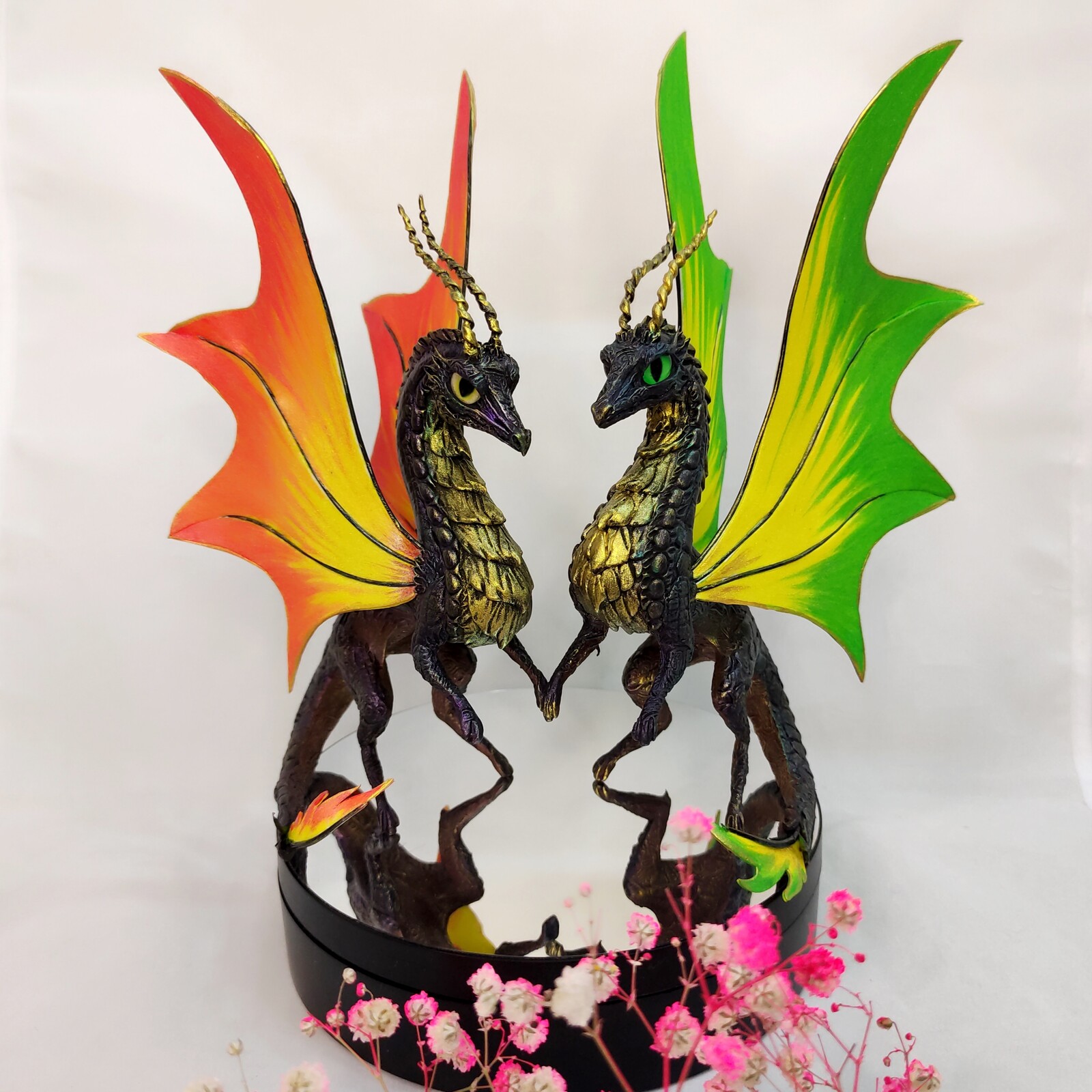 Marina Ustinova - Bright dragons