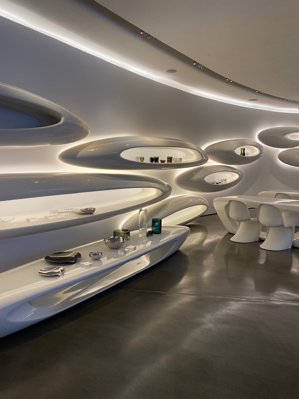 ArtStation - interior space- Roca gallery